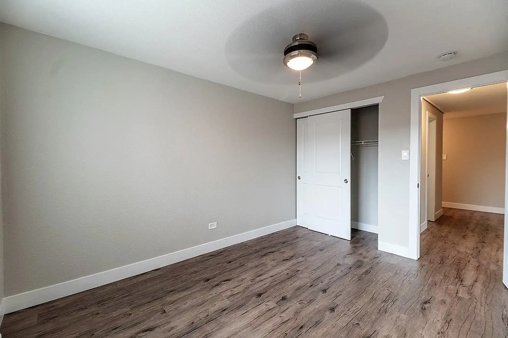 South Forest - Denver, CO 80246 | ApartmentGuide.com
