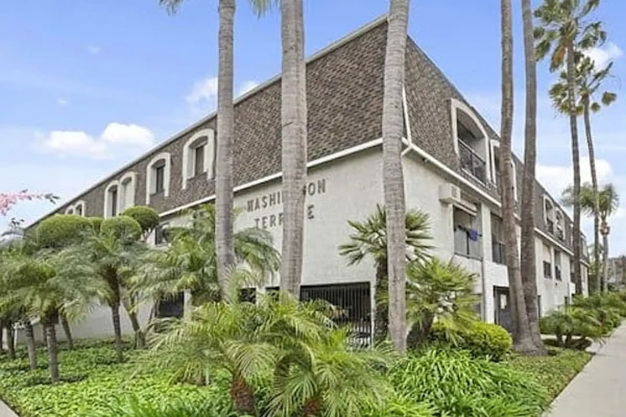 Washington Terrace Apartments - Santa Ana, CA 92706 | ApartmentGuide.com