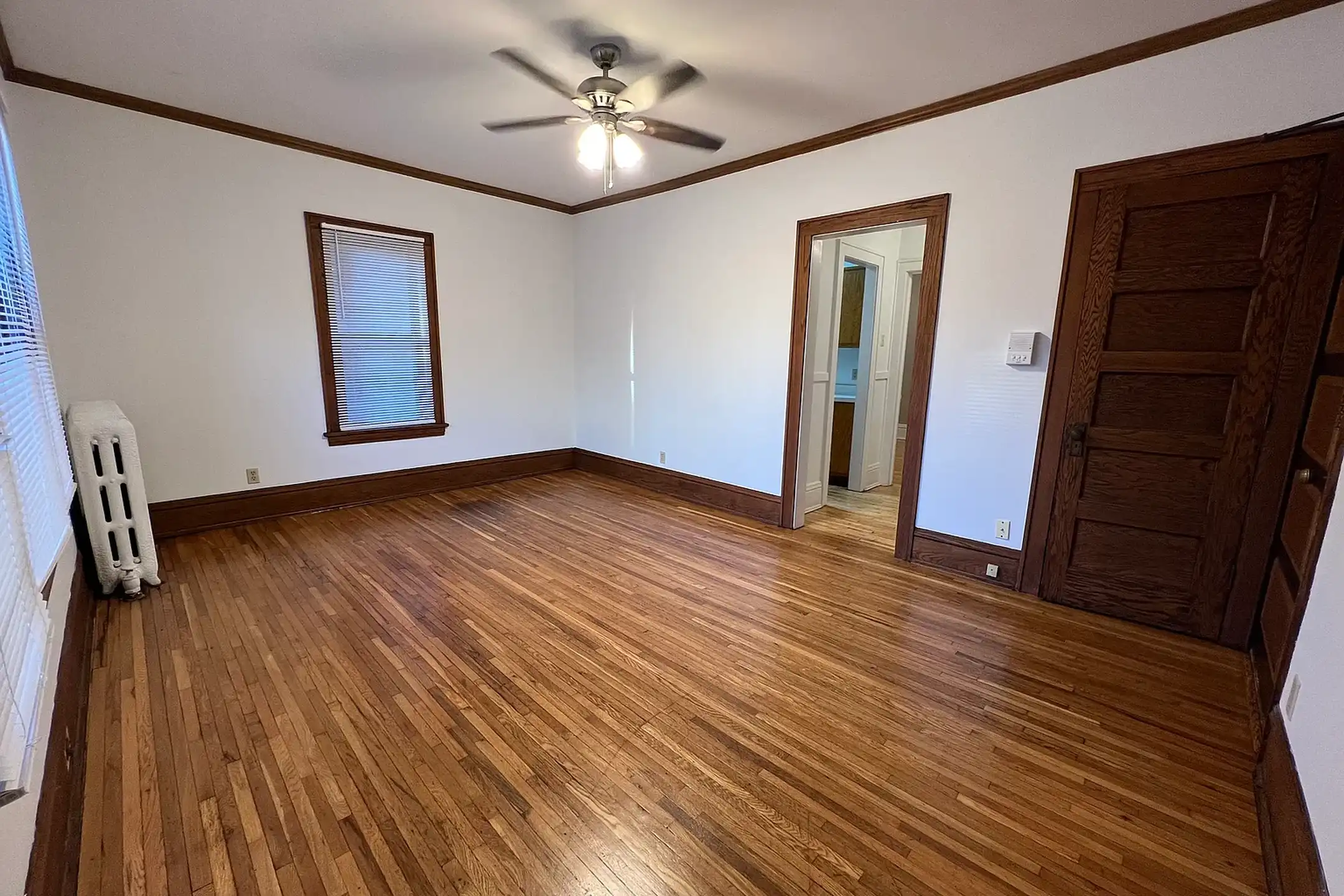 Stevens Square Apartments - Minneapolis, MN 55403 | ApartmentGuide.com