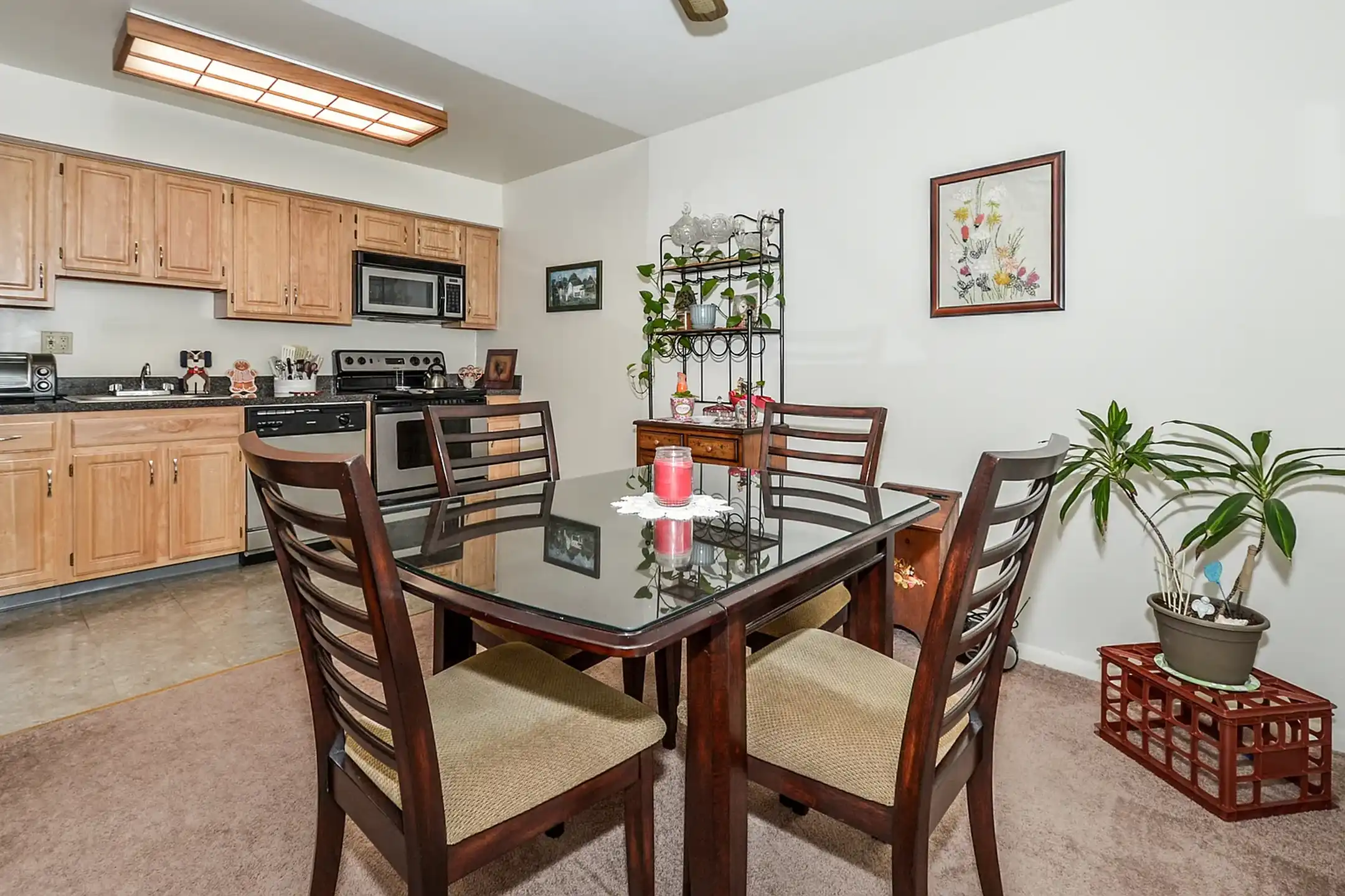 Sanbrook Apartments - Bethlehem, PA 18015 | ApartmentGuide.com