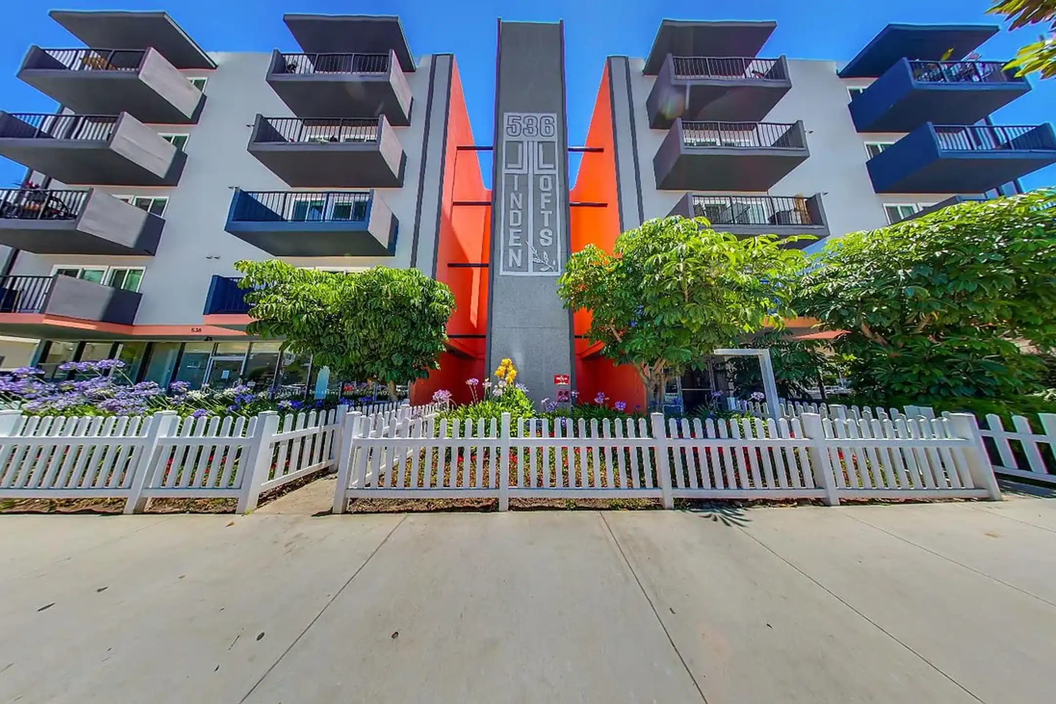 Linden Lofts Apartments of Long Beach - Long Beach, CA 90802 ...