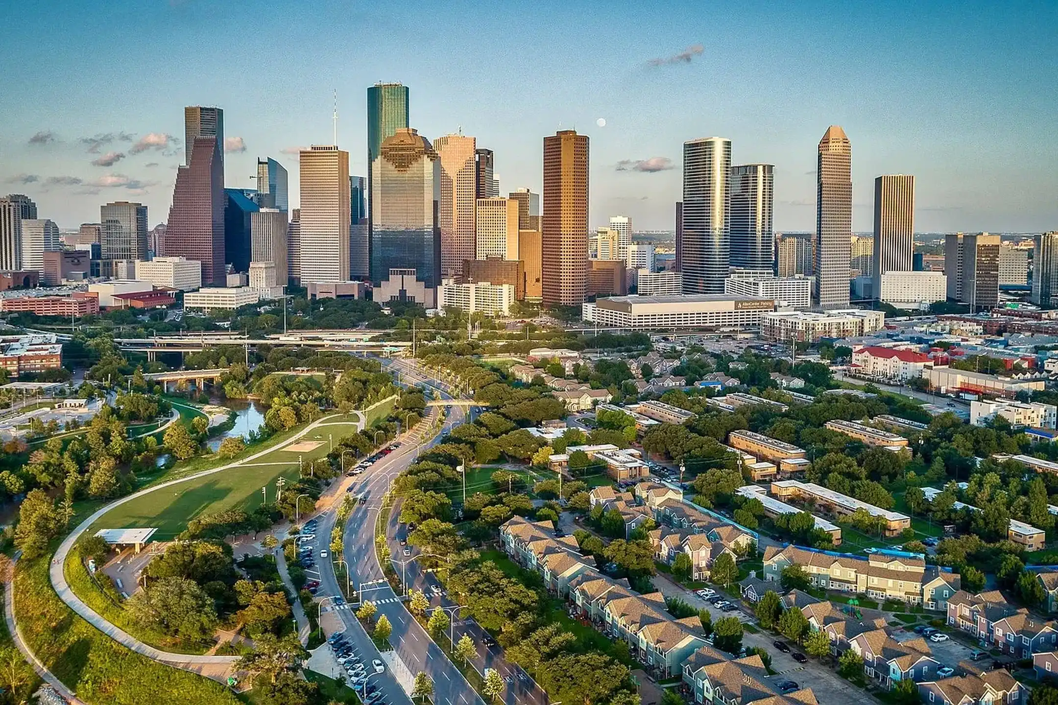 Sabo Village - Houston, TX 77089 | ApartmentGuide.com