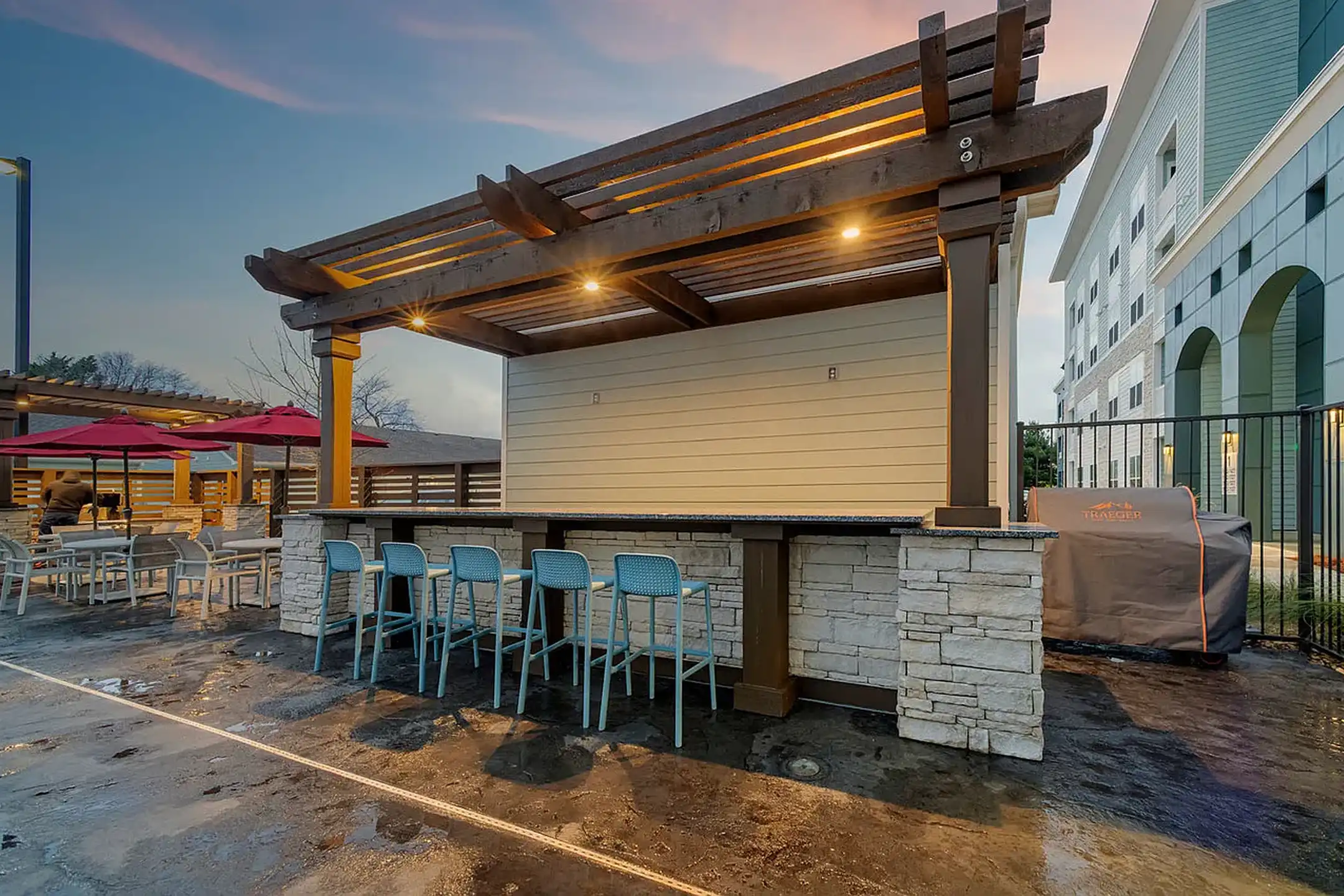 Seleno at Bridge Street - Huntsville, AL 35806 | ApartmentGuide.com