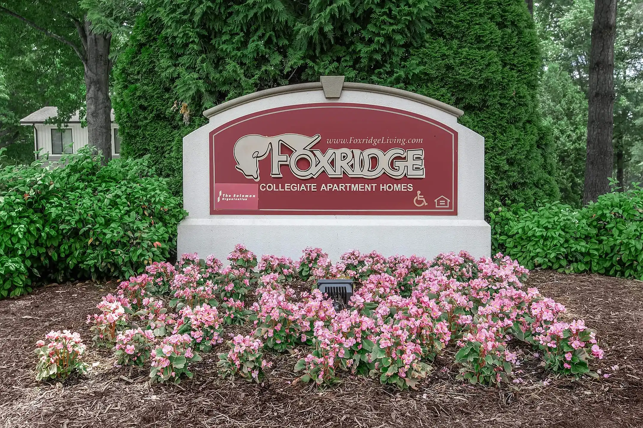 Foxridge Apartment Homes - Blacksburg, VA 24060 | ApartmentGuide.com