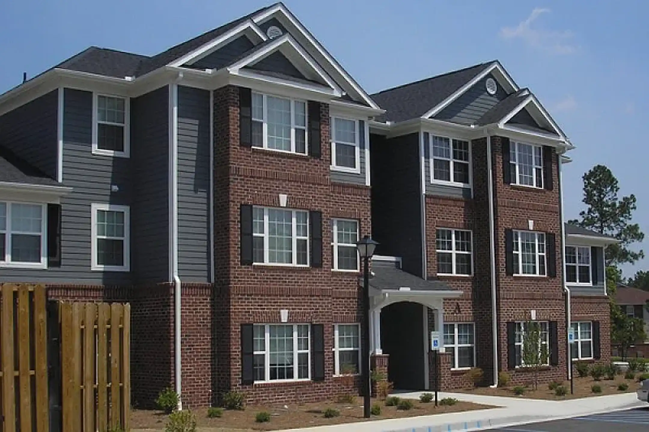 Fern Hall Crossing - Lexington, SC 29073 | ApartmentGuide.com