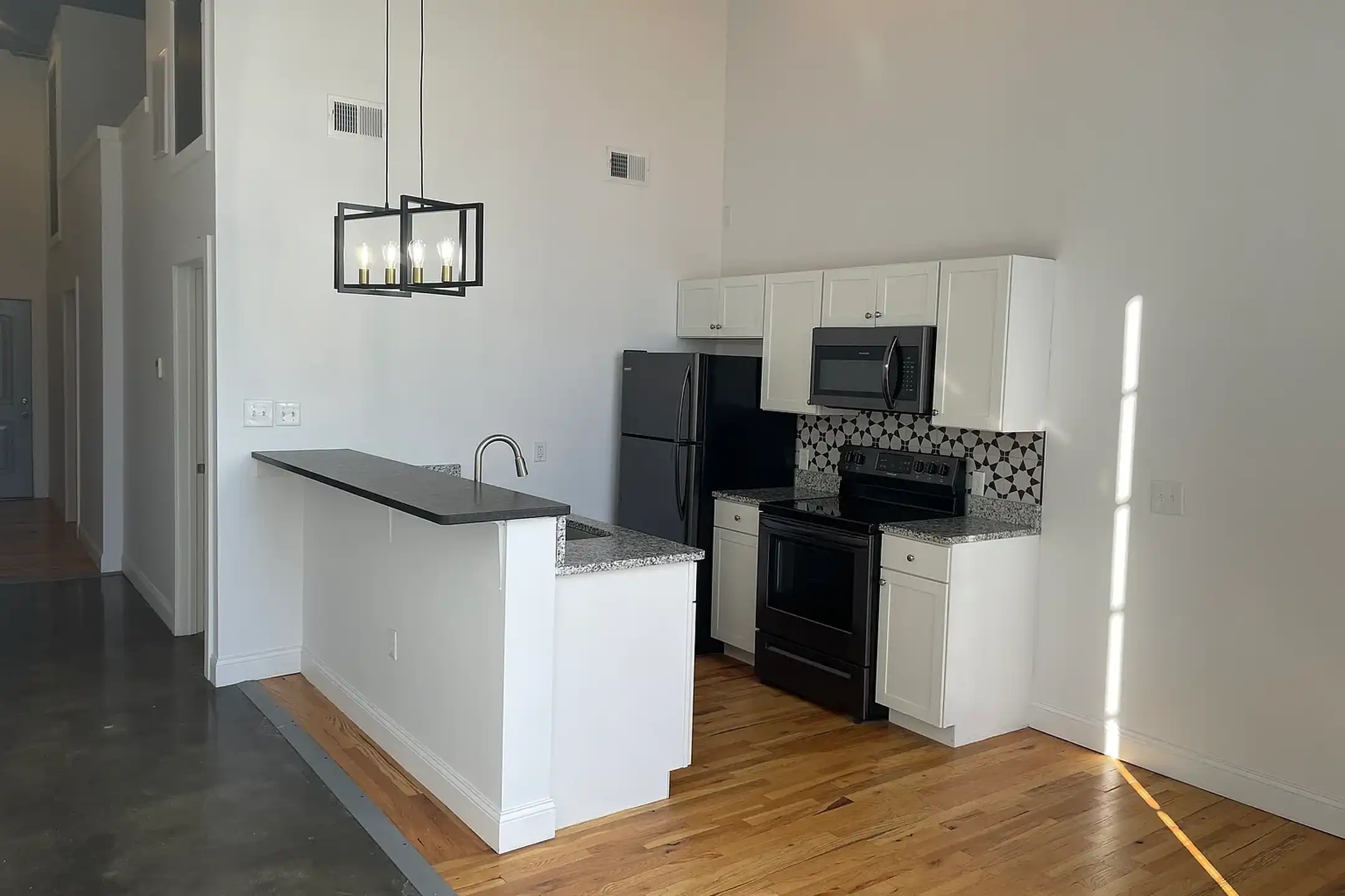 The Lynchburg Midtown Lofts - Lynchburg, VA 24501 | ApartmentGuide.com