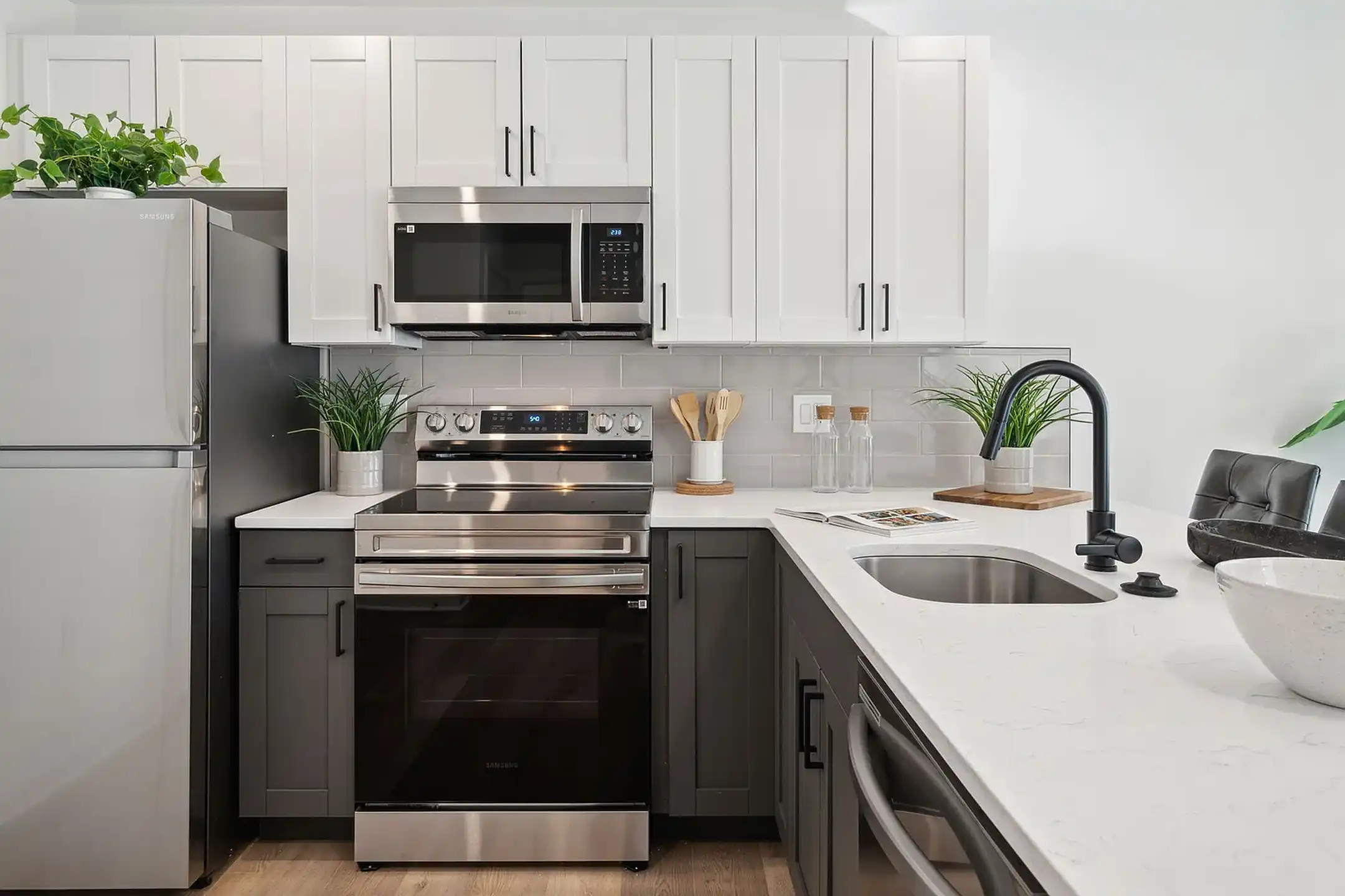 The Isaac - Philadelphia, PA 19122 | ApartmentGuide.com