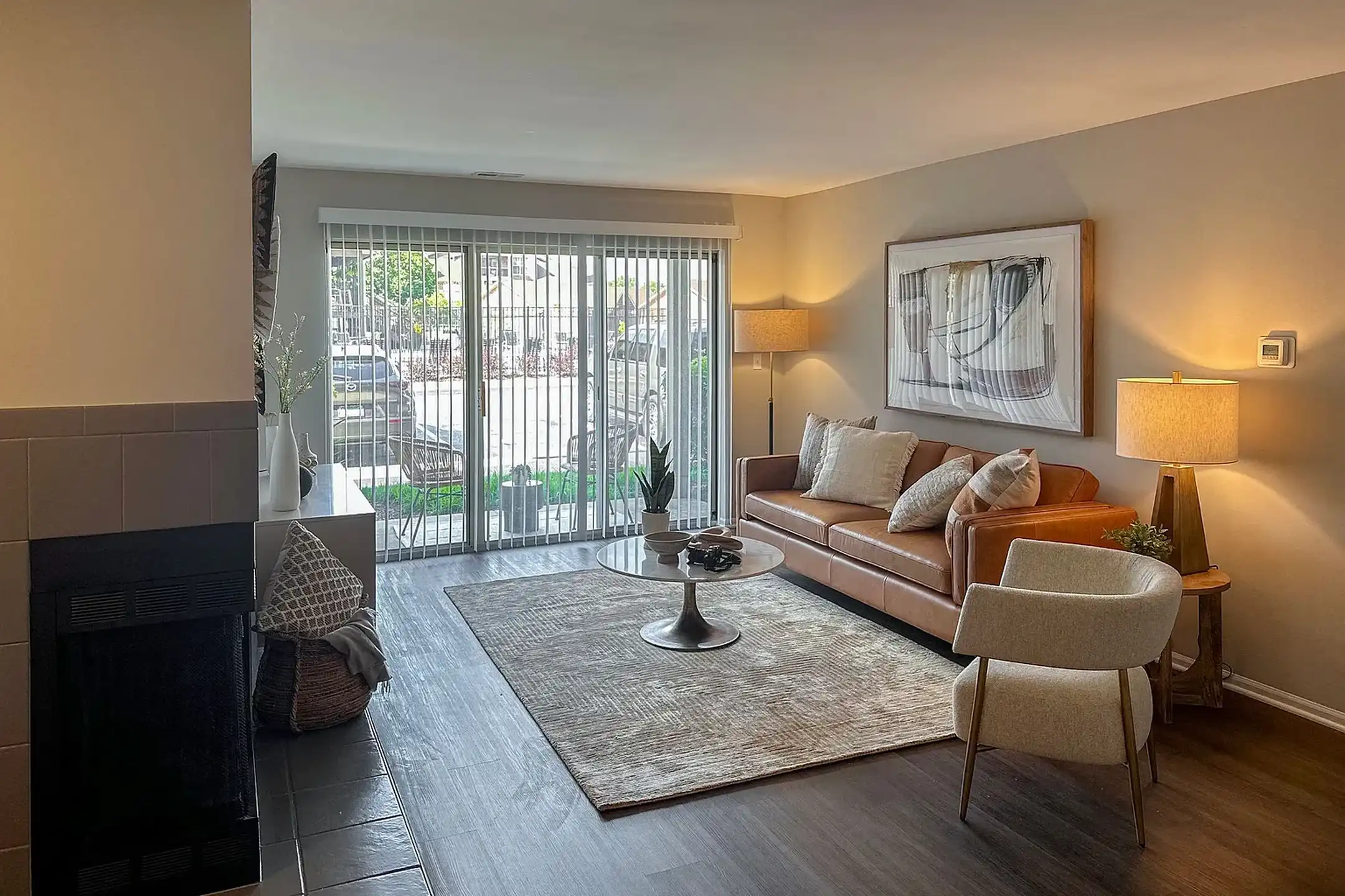 Green Trails Apartments - Lisle, IL 60532 | ApartmentGuide.com