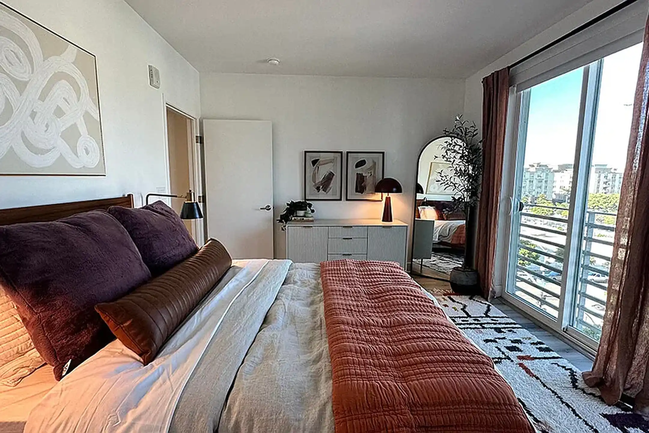 Idea1 Apartments - San Diego, CA 92101 | ApartmentGuide.com