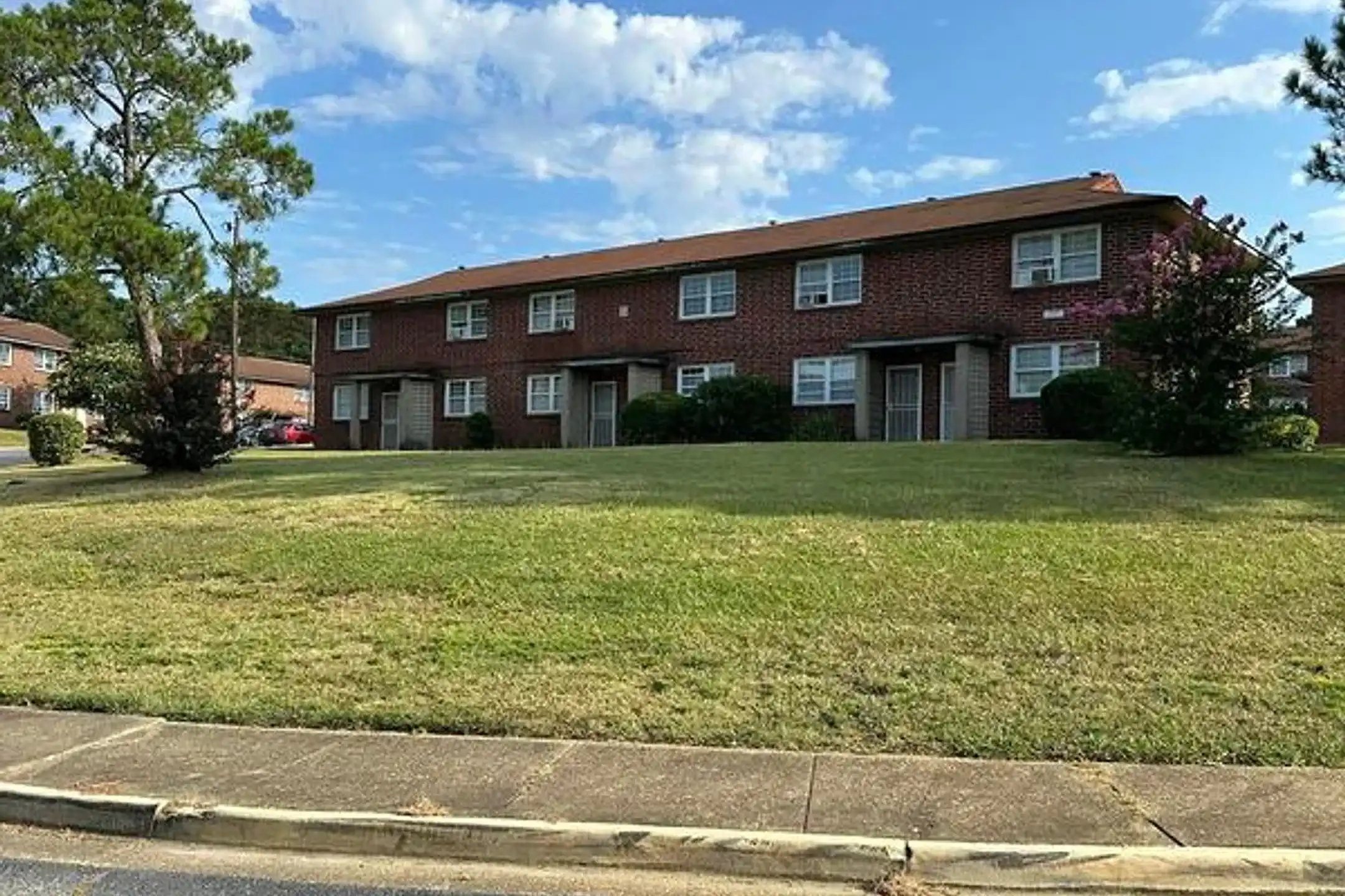 Great Hills Apartments - Columbus, GA 31906 | ApartmentGuide.com