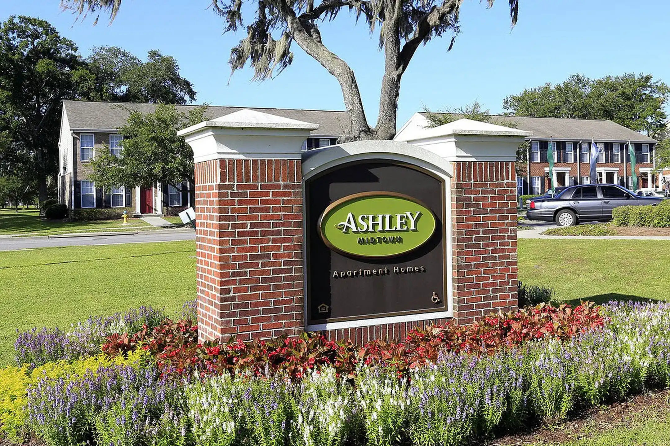 Ashley Midtown - Savannah, GA 31404 | ApartmentGuide.com