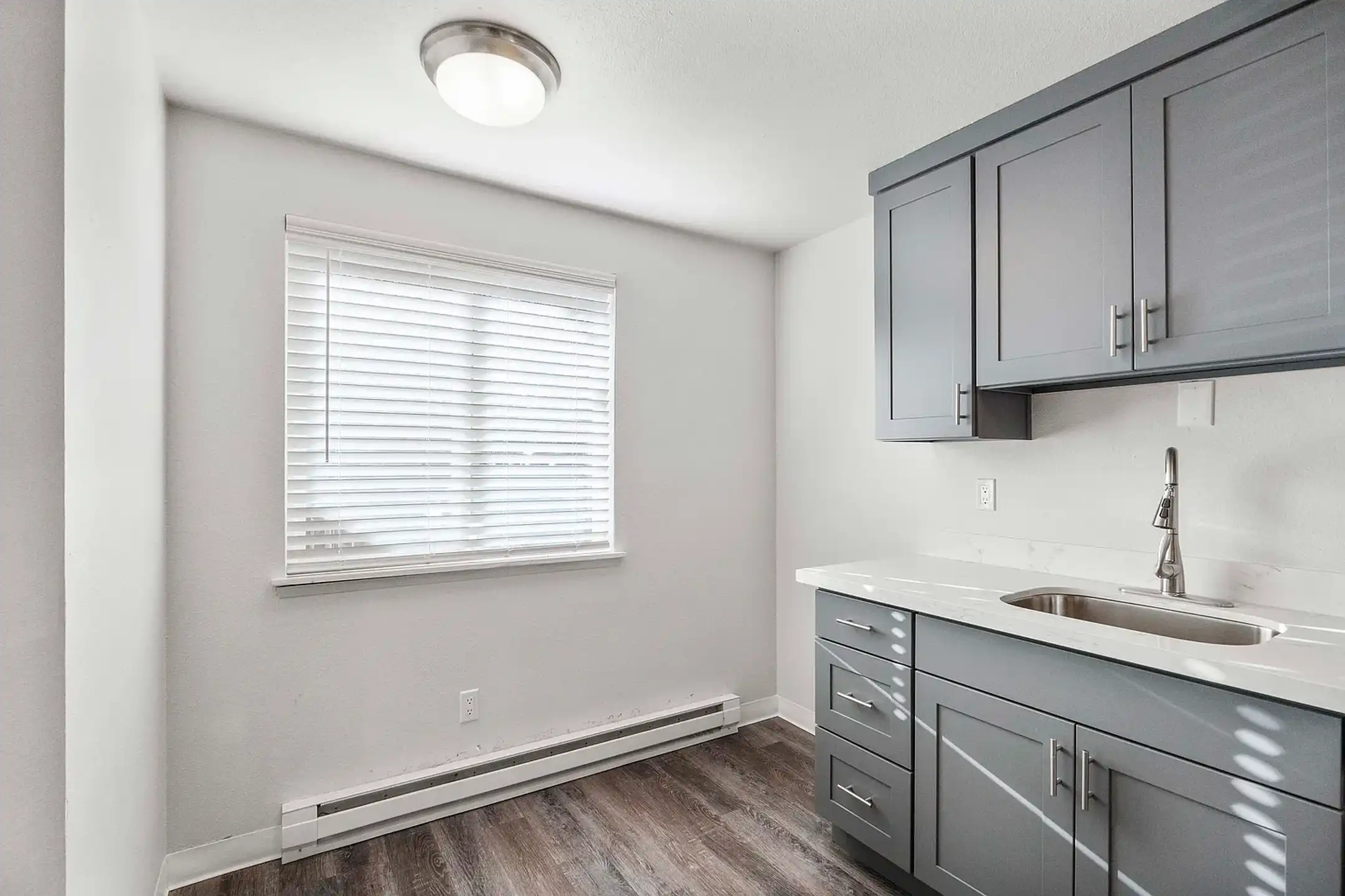 Canyon Ridge Apartments - Tacoma, WA 98446 | ApartmentGuide.com