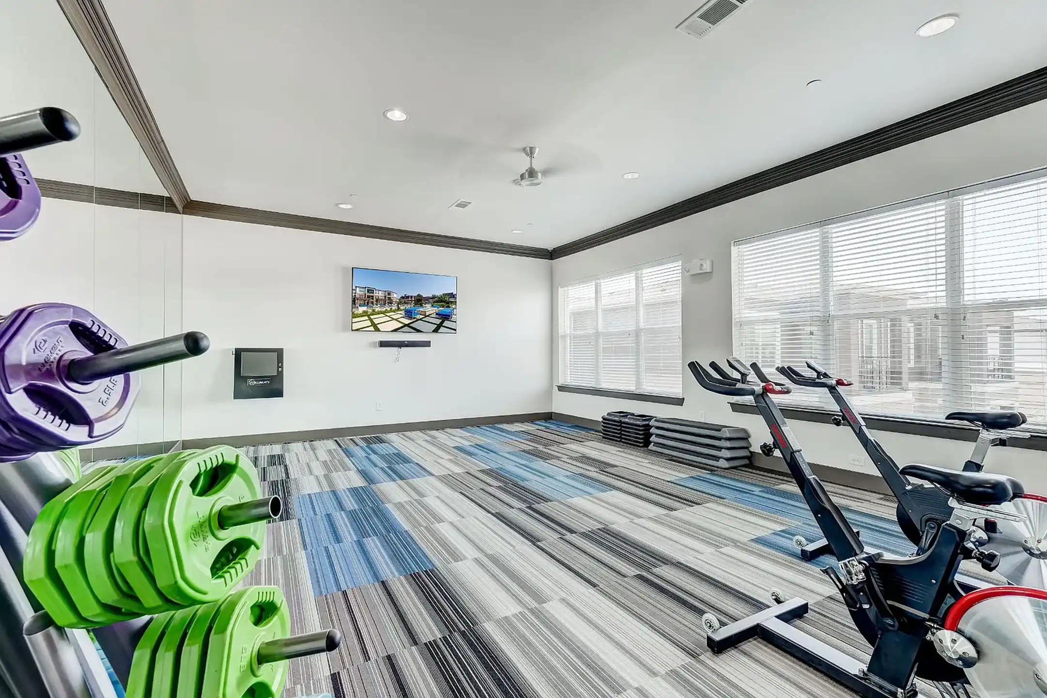 McKinney Square Apartments - McKinney, TX 75070 | ApartmentGuide.com