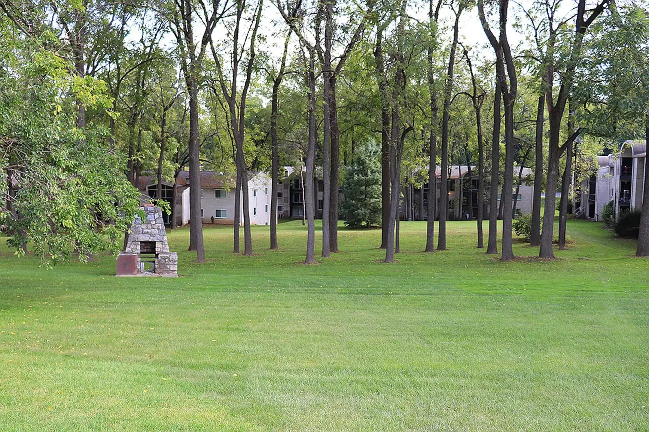 Wynnewood Park Apartments - Wyomissing, PA 19610 | ApartmentGuide.com