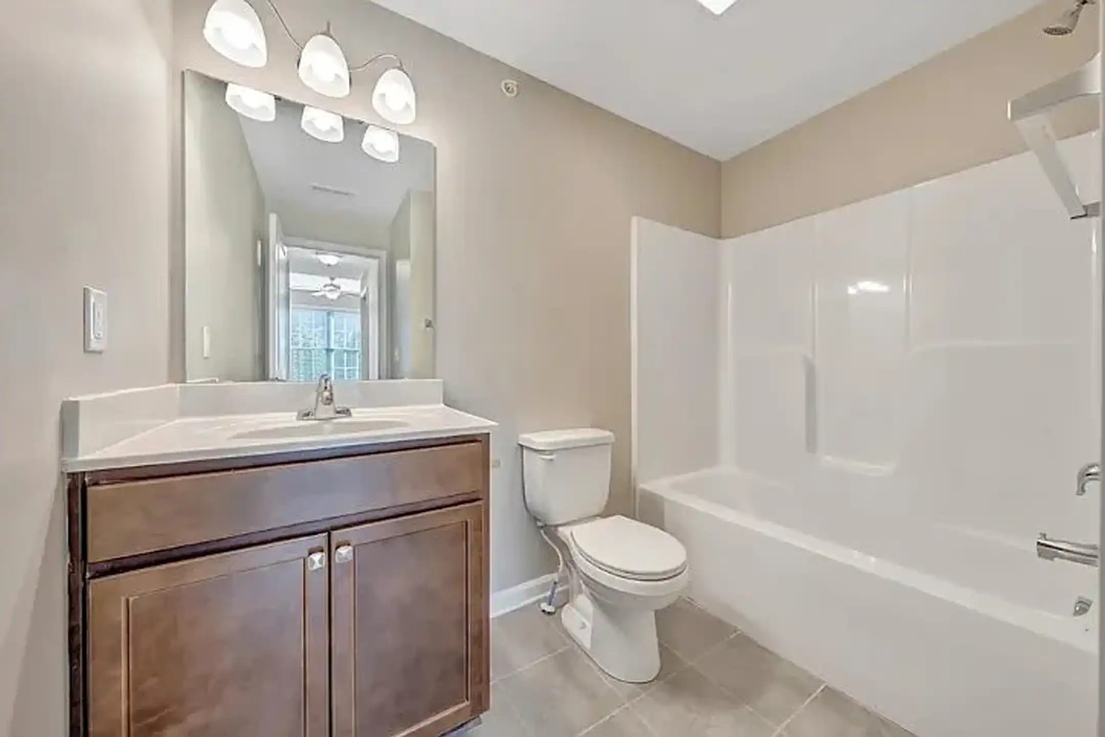 River Retreat - Covington, VA 24426 | ApartmentGuide.com