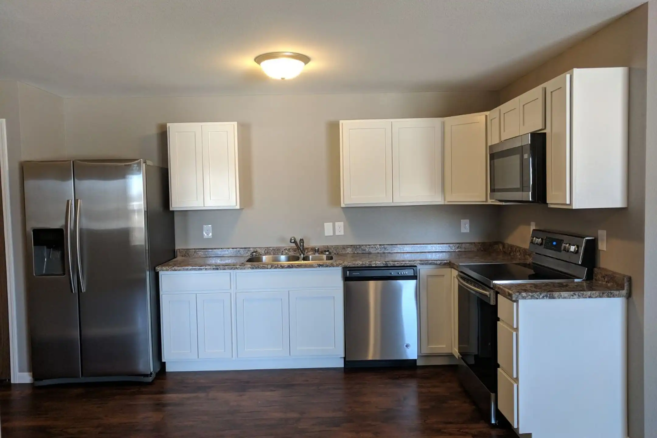520 NW 3rd St unit 101 - Pelican Rapids, MN 56572 | ApartmentGuide.com