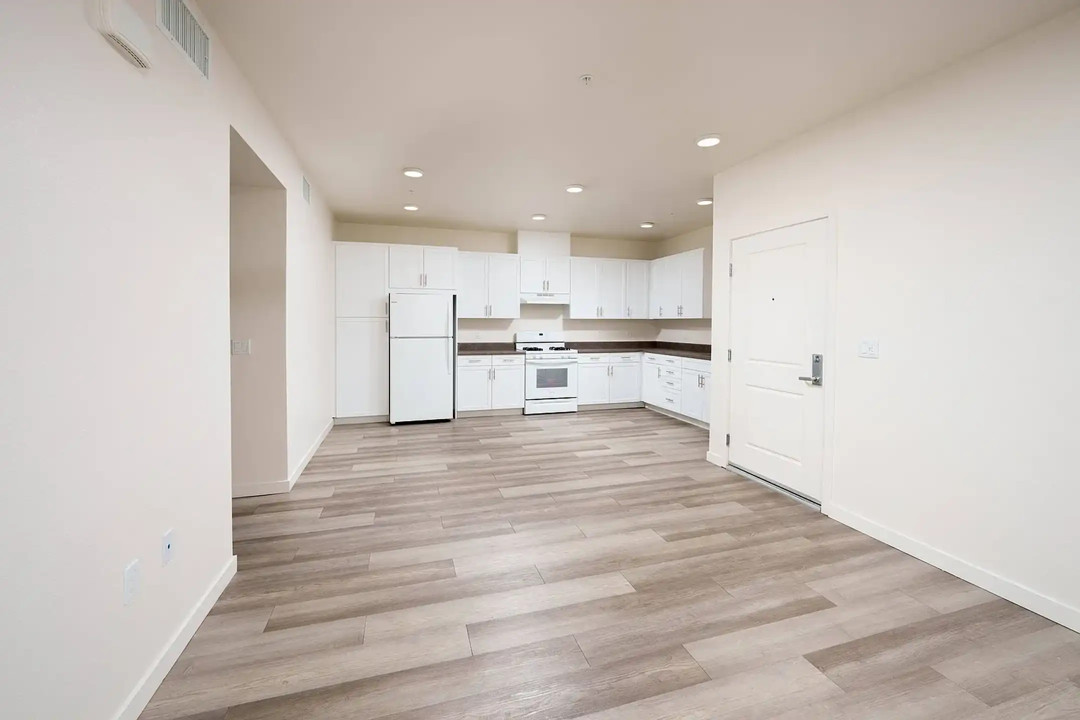 Terracina at Lancaster - Lancaster, CA 93535 | ApartmentGuide.com