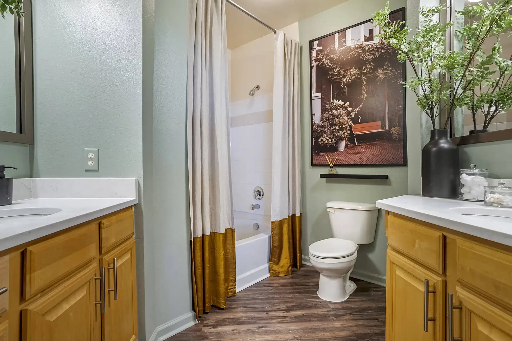 Bell Ashburn Farms - Ashburn, VA 20148 | ApartmentGuide.com
