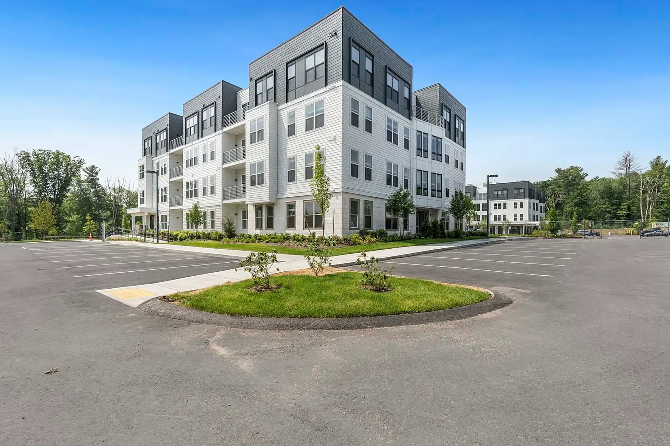 Hathon - Medway, MA 02053 | ApartmentGuide.com