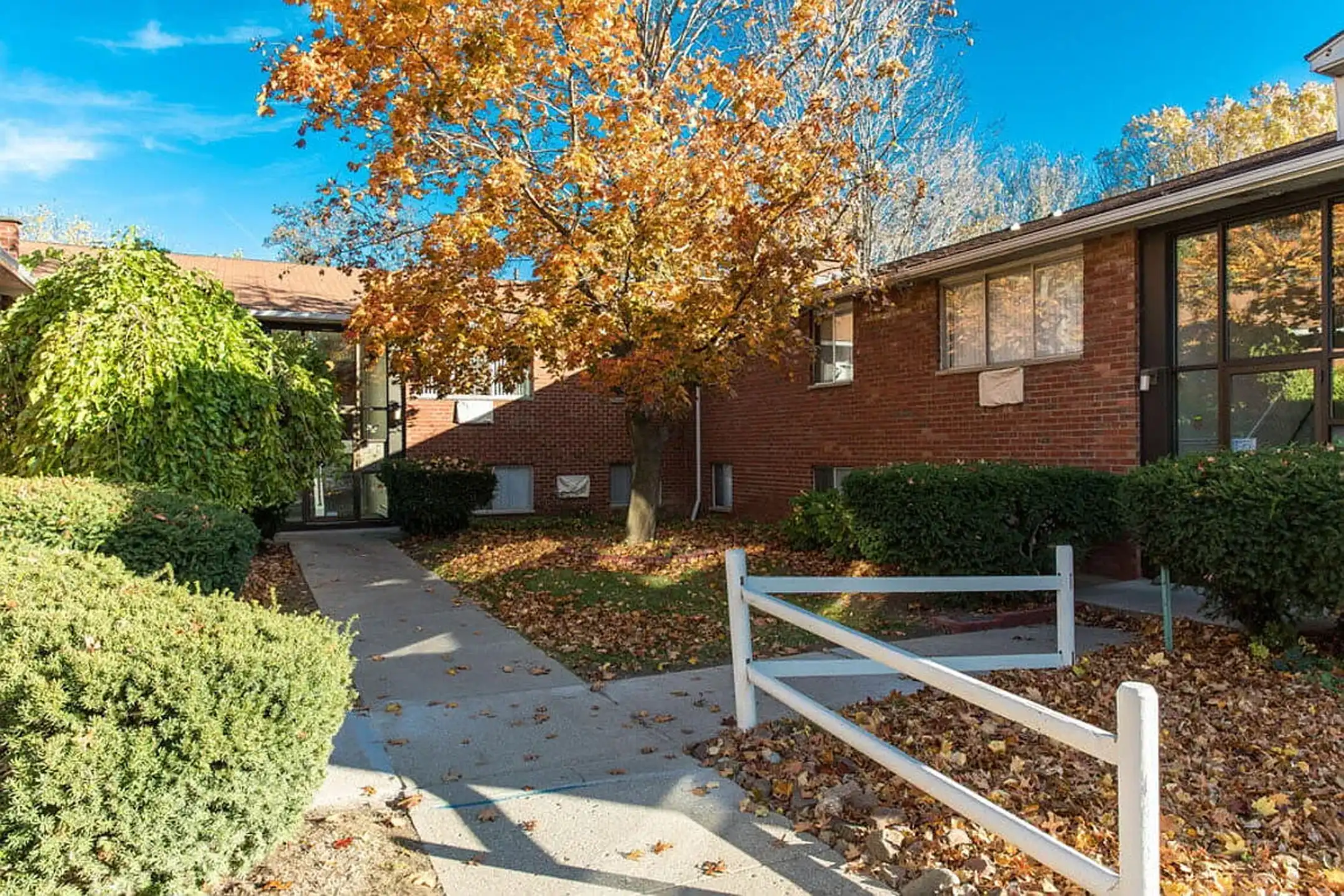 Northside Manor Apartments - Rochester, NY 14621 | ApartmentGuide.com