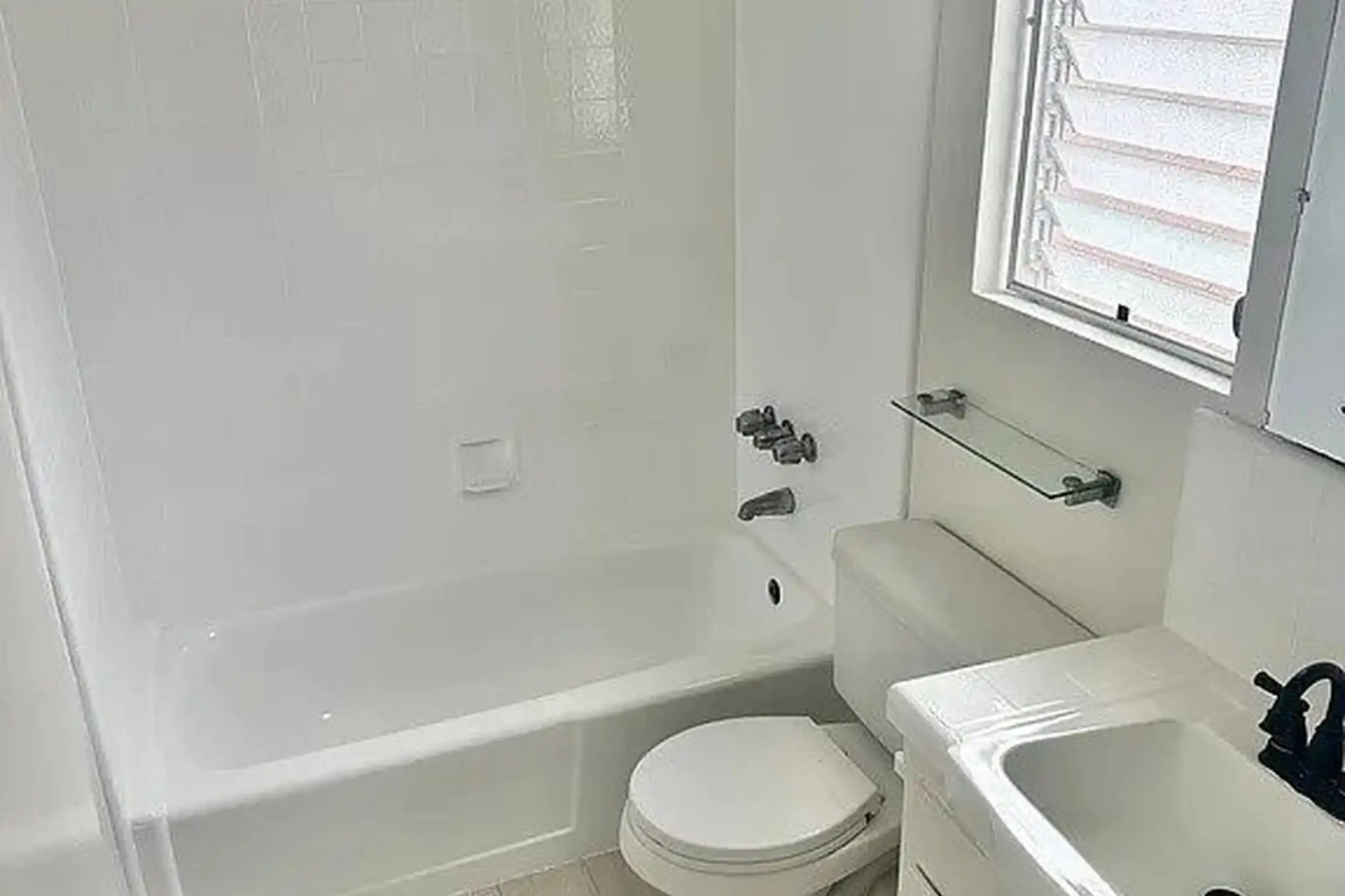 34 Ozone Ct unit 5 - Los Angeles, CA 90291 | ApartmentGuide.com