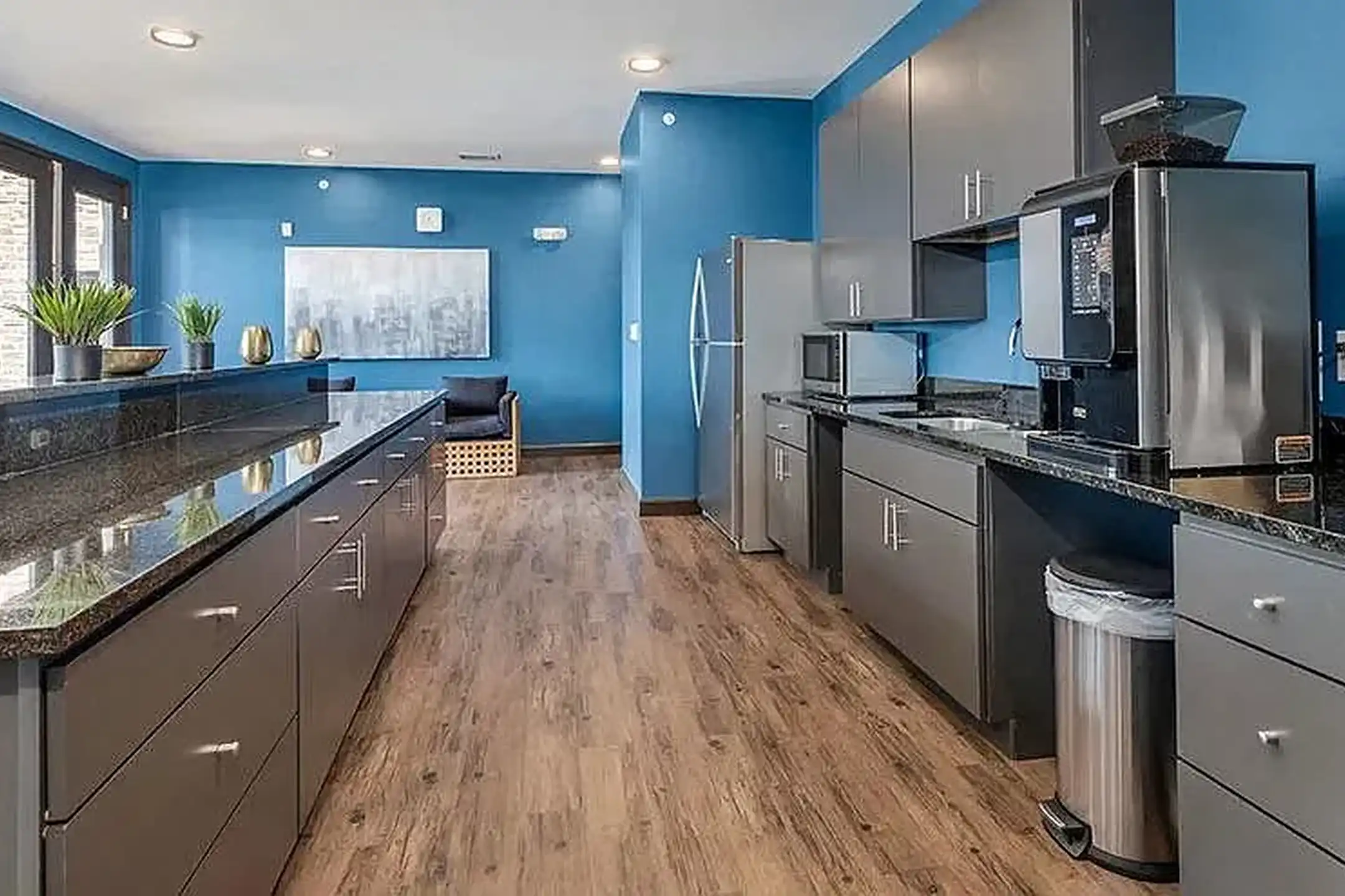 17 Broad - Chattanooga, TN 37408 | ApartmentGuide.com