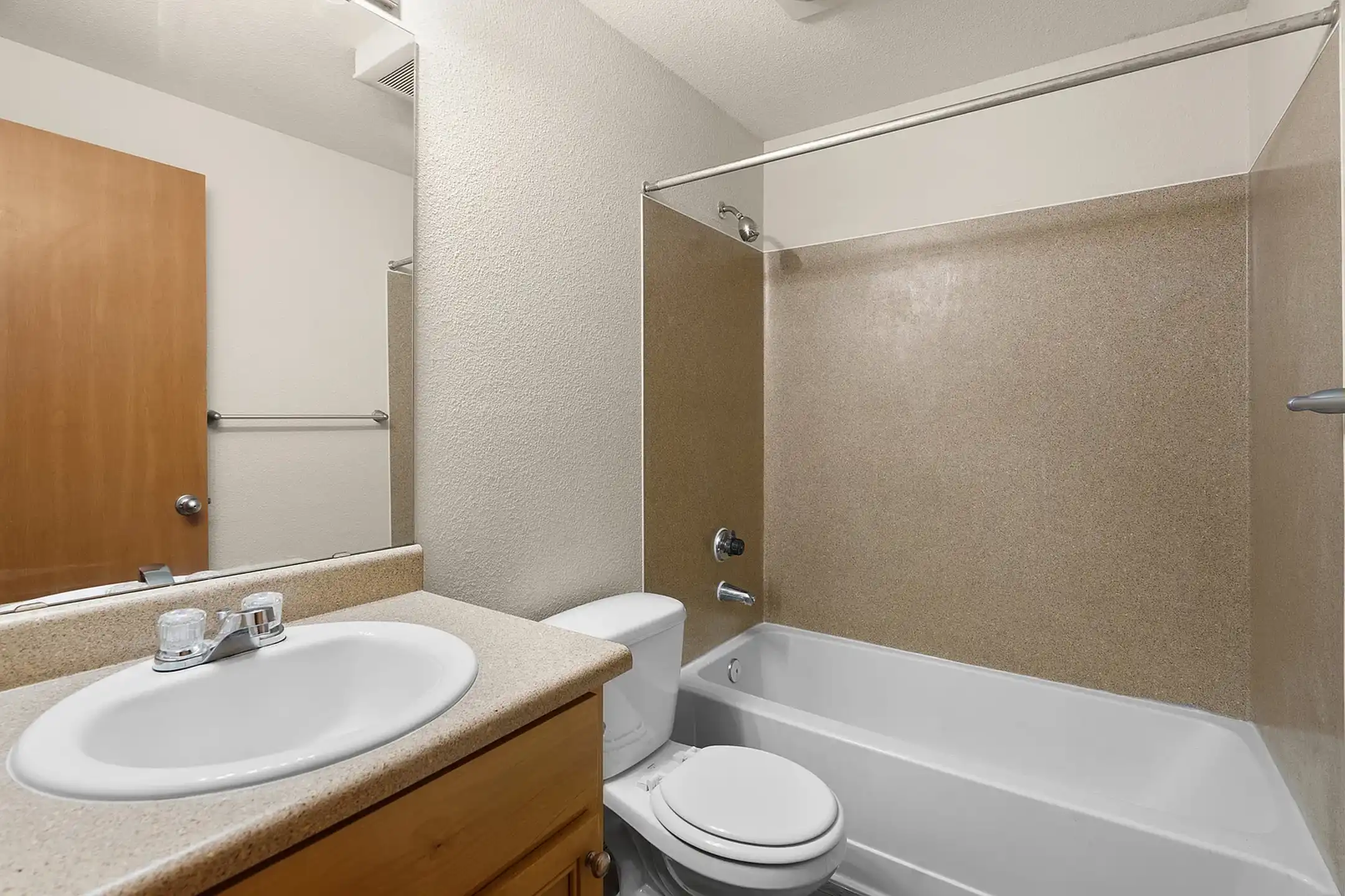 Terrace on Meridian - Puyallup, WA 98371 | ApartmentGuide.com