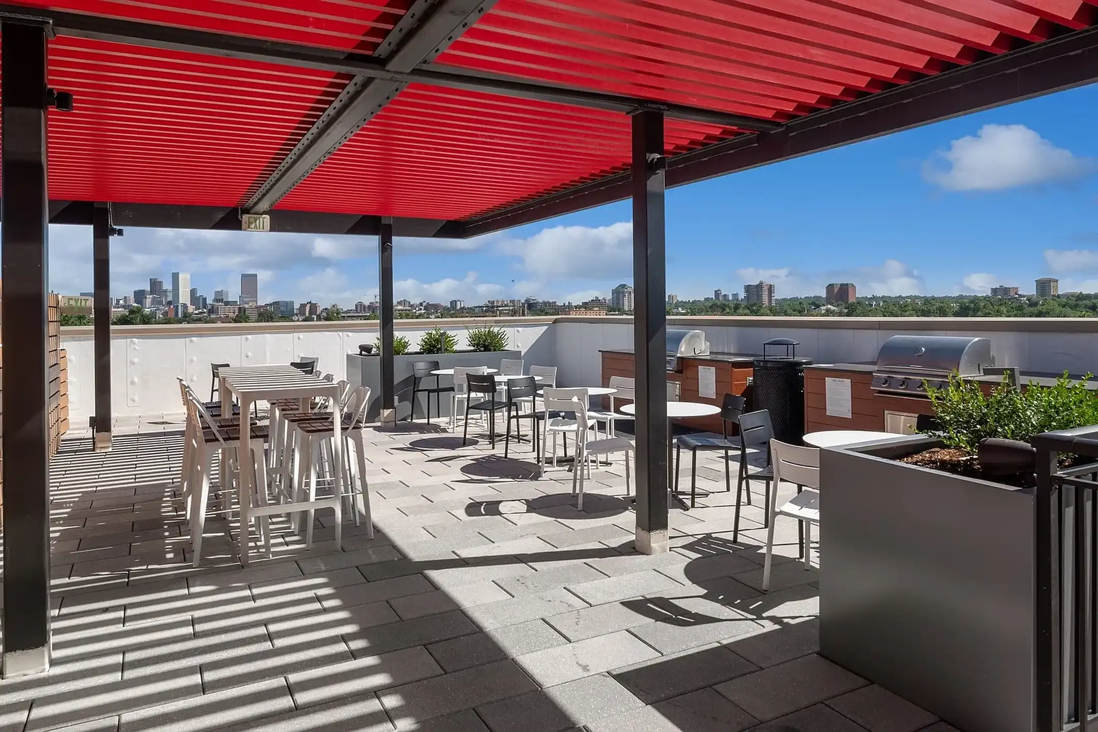 AMLI Broadway Park - Denver, CO 80223 | ApartmentGuide.com