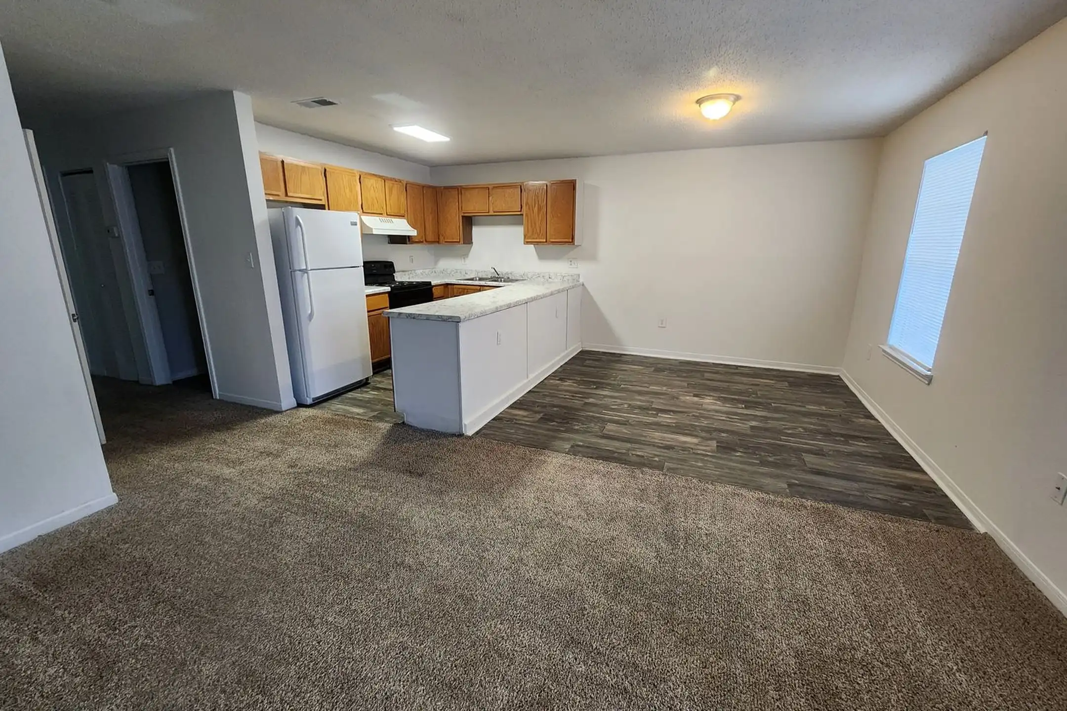 306 Courtney Dr SW unit 110 - Decatur, AL 35603 | ApartmentGuide.com