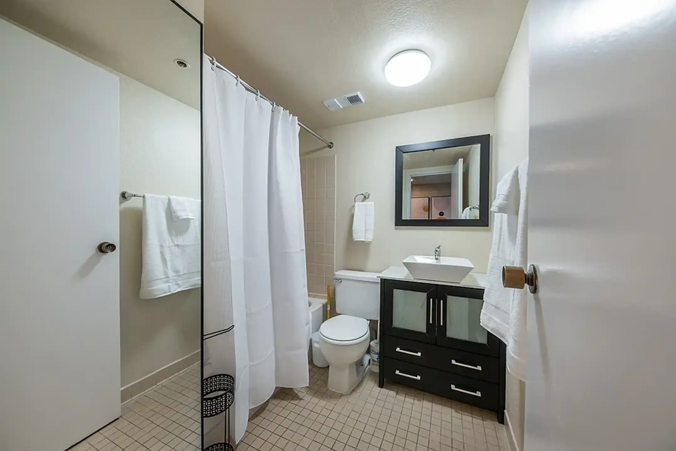 Reno Regency Apartments - Reno, NV 89501 | ApartmentGuide.com