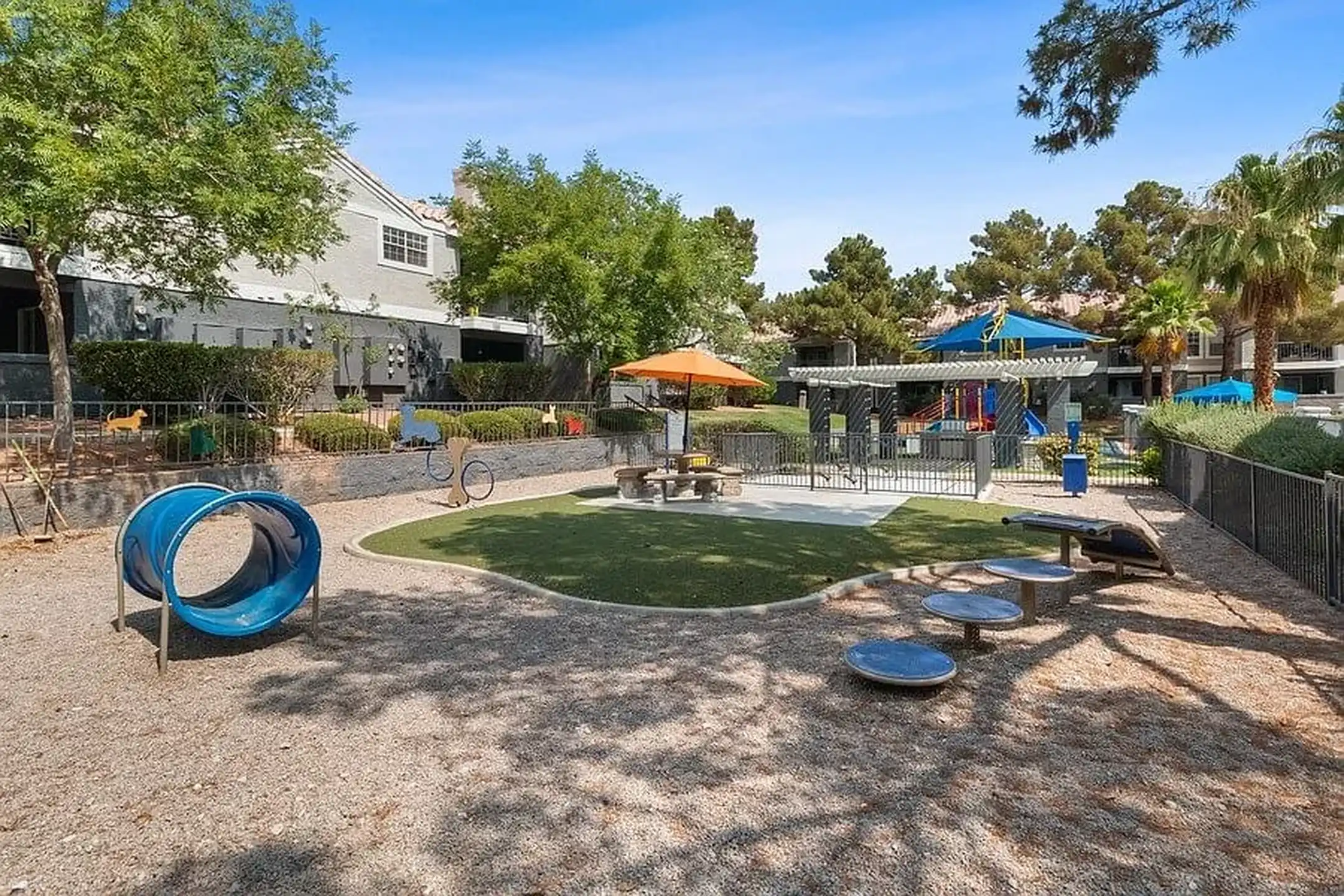 Reflections at the Lakes - Las Vegas, NV 89117 | ApartmentGuide.com