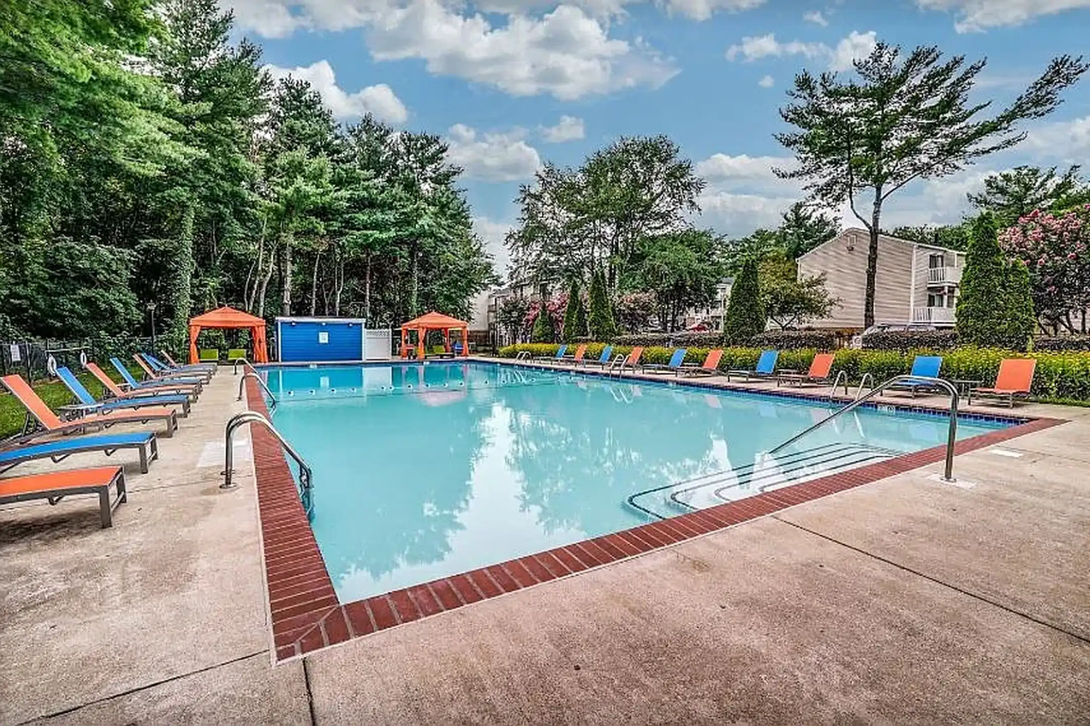 Aston Ridge Apartments - Richmond, VA 23236 | ApartmentGuide.com