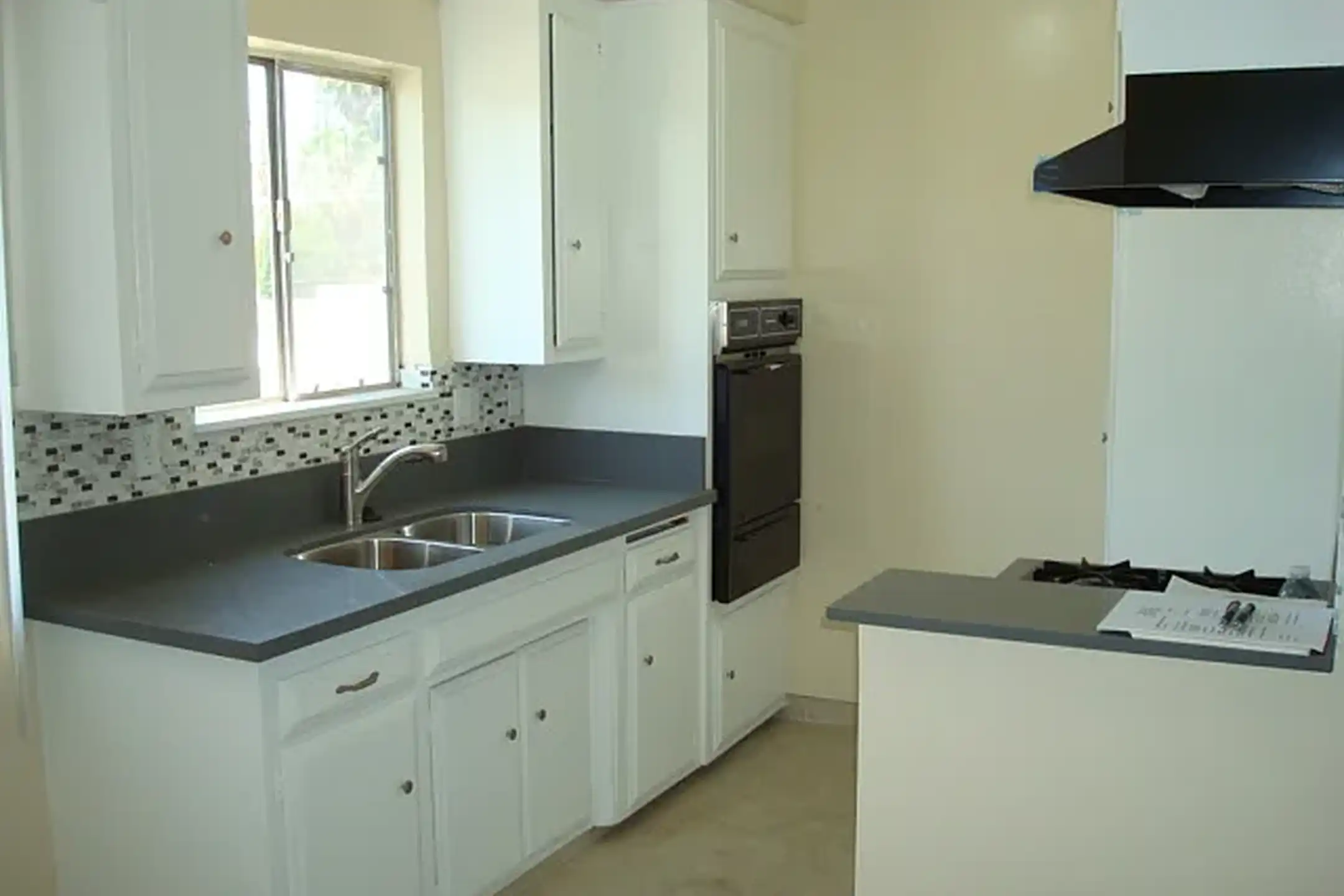 Mark - West Hollywood, CA 90046 | ApartmentGuide.com