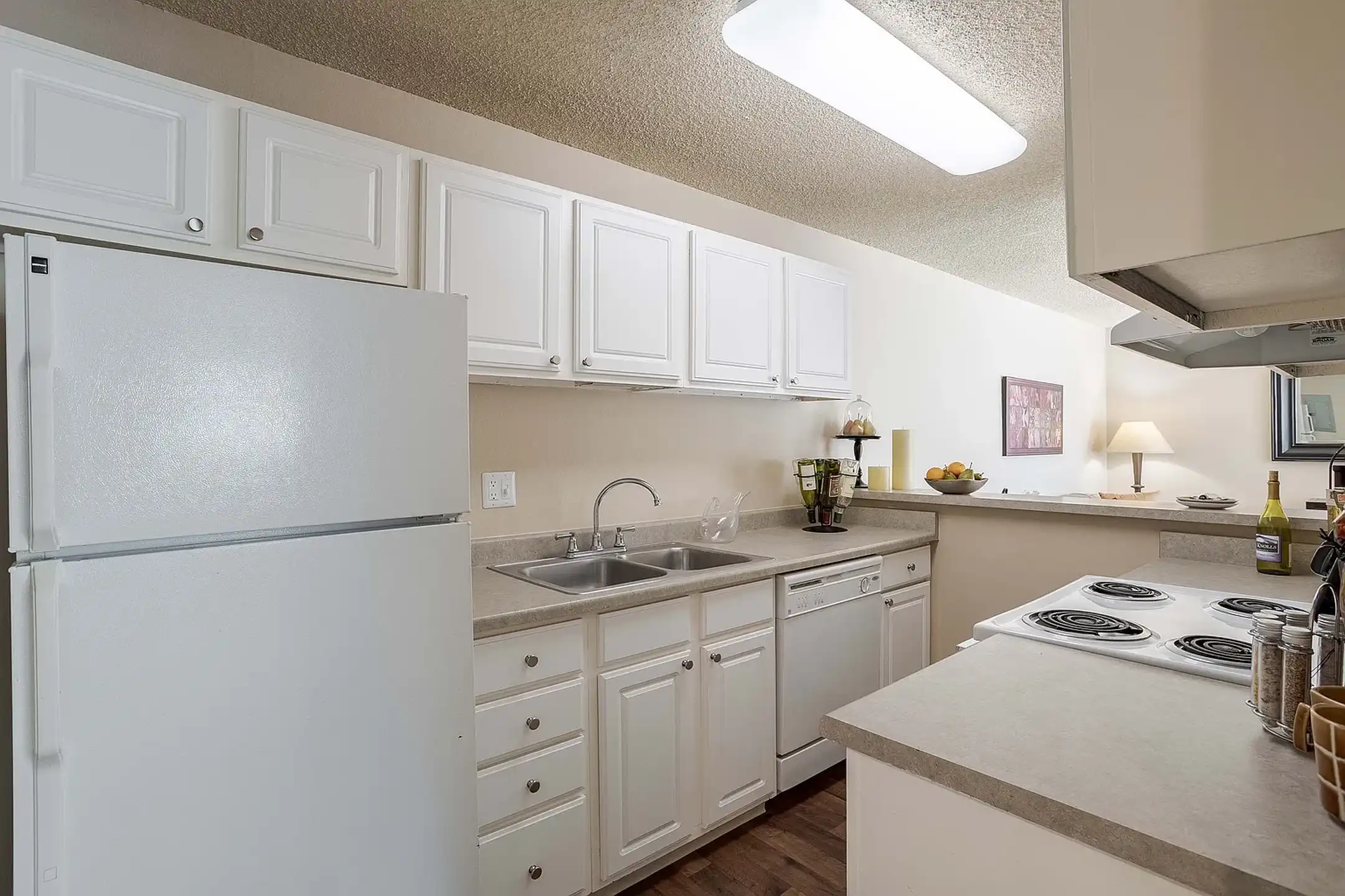The Knolls at Sweetgrass - Colorado Springs, CO 80904 | ApartmentGuide.com