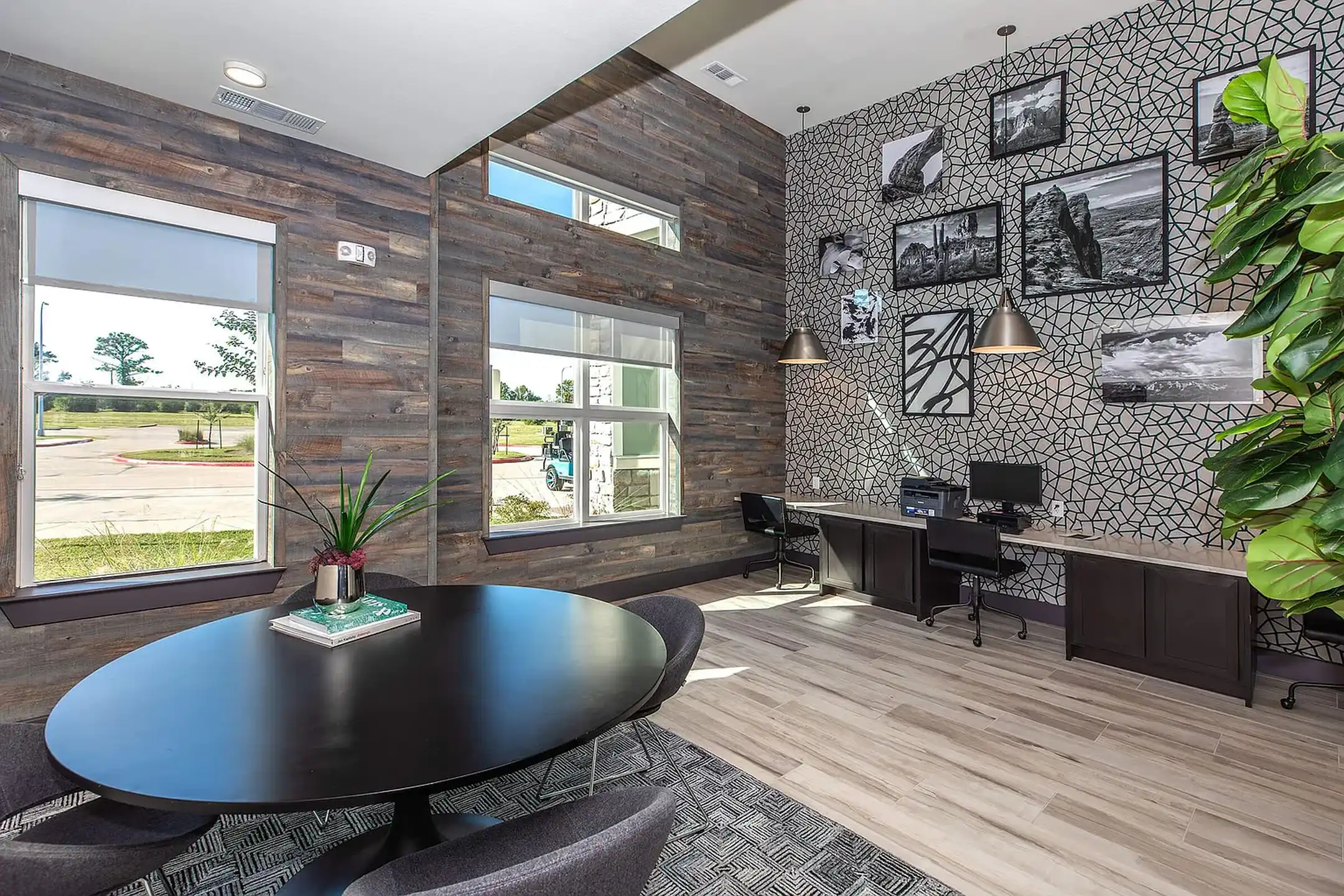 Delta Manor - Beaumont, TX 77705 | ApartmentGuide.com