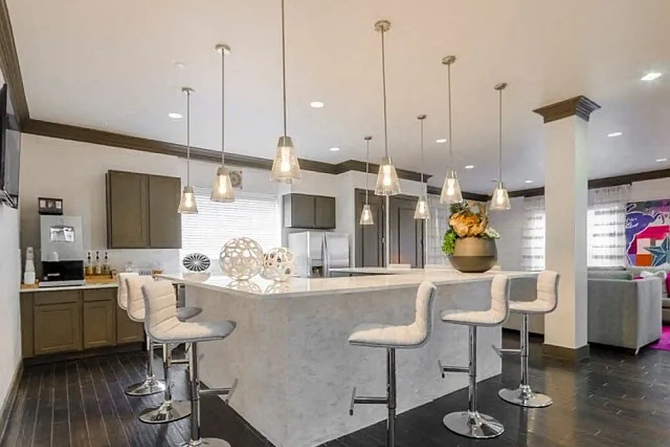 McKinney Square Apartments - McKinney, TX 75070 | ApartmentGuide.com