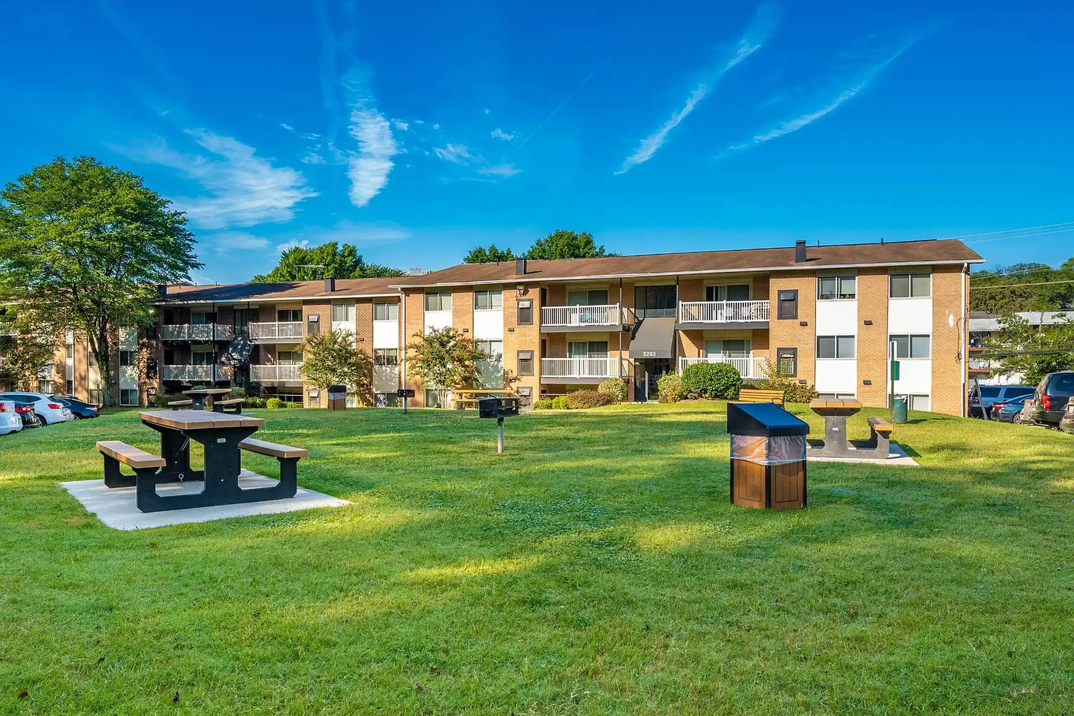 Hilltop Apartments - Hyattsville, MD 20785 | ApartmentGuide.com