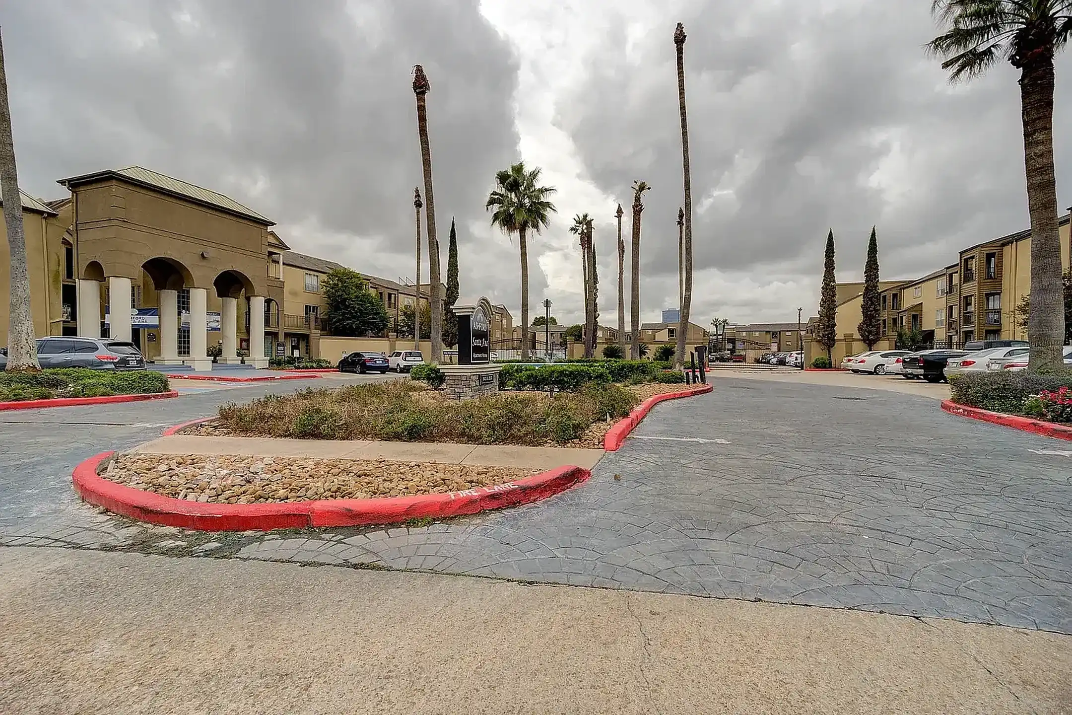 Ashford Santa Ana - Houston, TX 77042 | ApartmentGuide.com