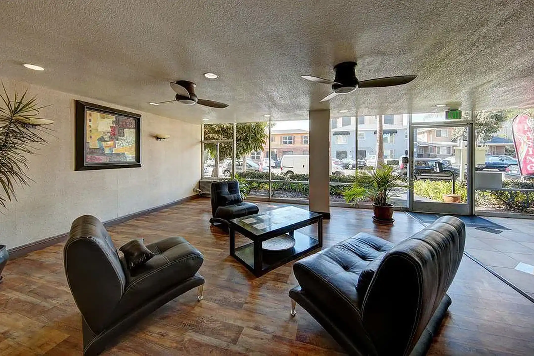Linden Lofts Apartments of Long Beach - Long Beach, CA 90802 ...