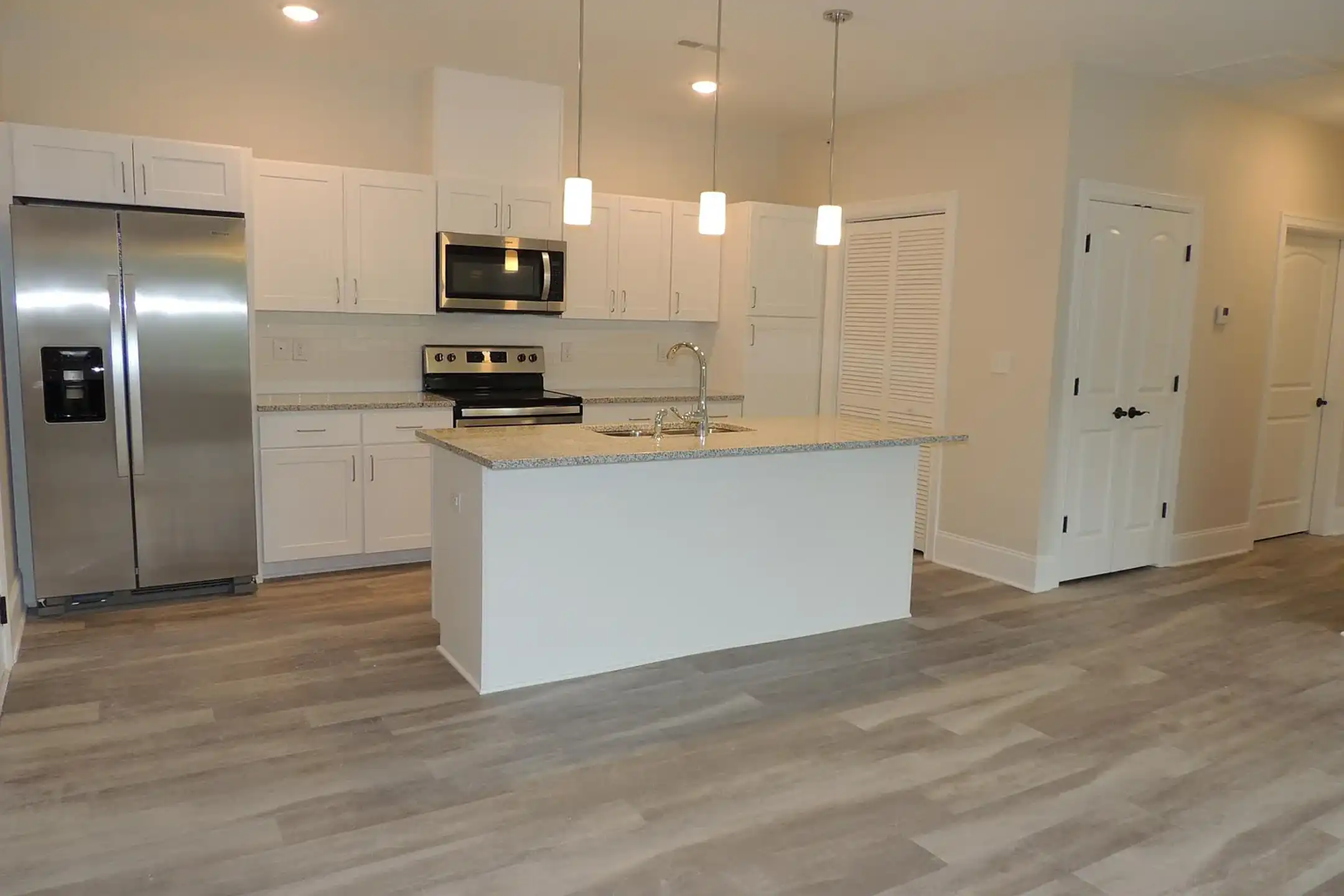 Legacy at Lewiston - Lewiston, NY 14092 | ApartmentGuide.com