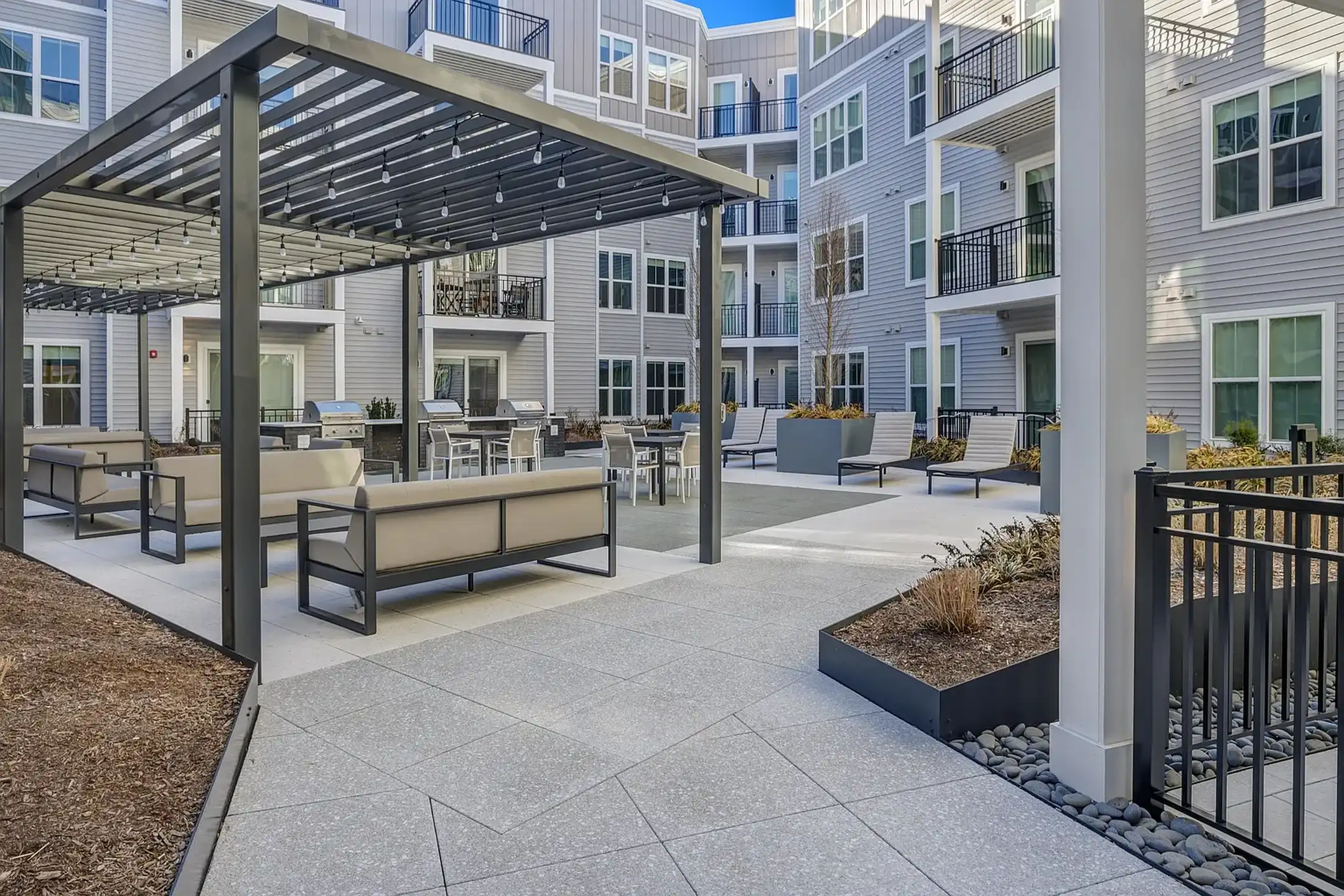 Modera Woodbridge - Woodbridge, NJ 07095 | ApartmentGuide.com