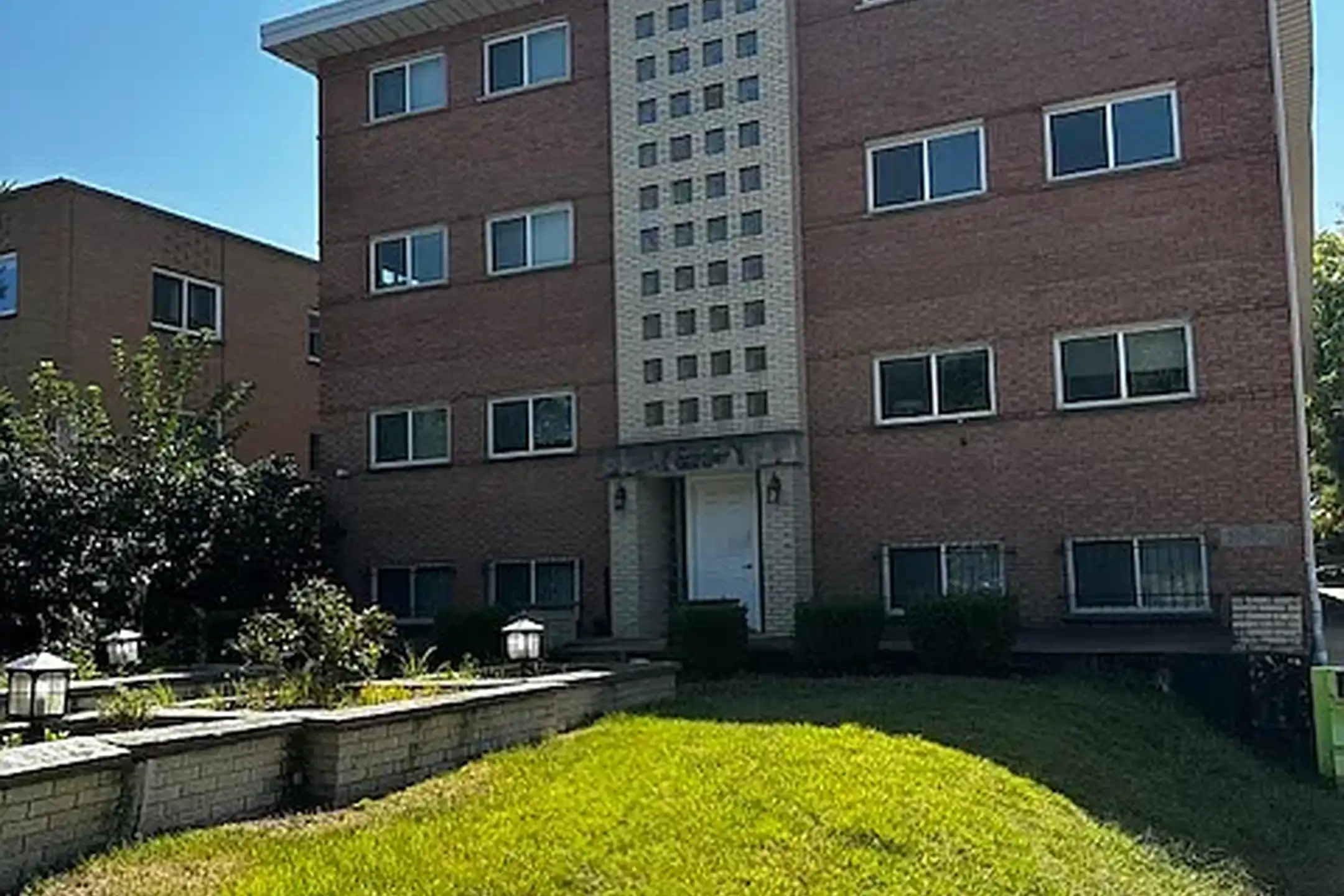 TVC - Russell Building - Saint Louis, MO 63104 | ApartmentGuide.com