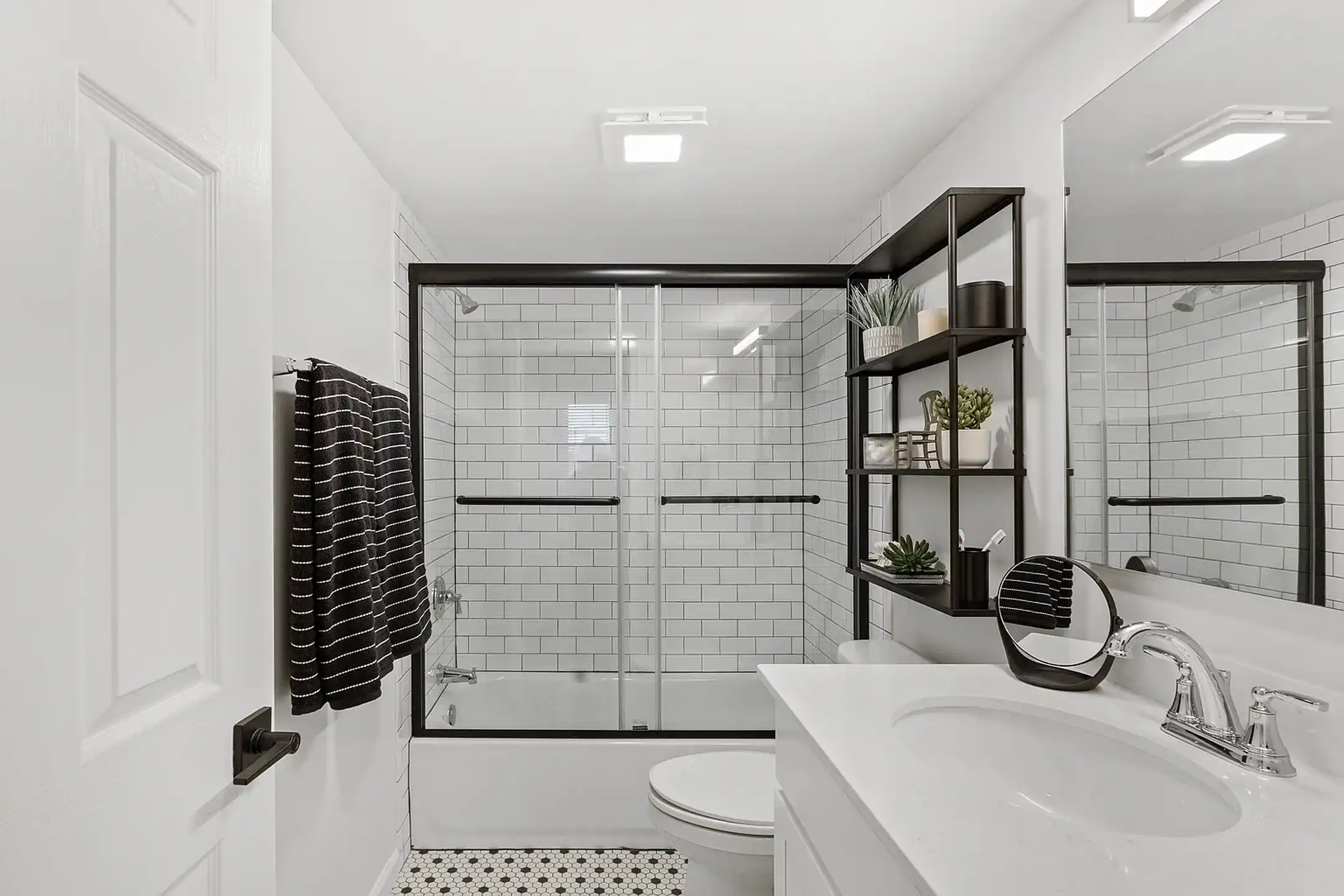 Marott - Indianapolis, IN 46208 | ApartmentGuide.com