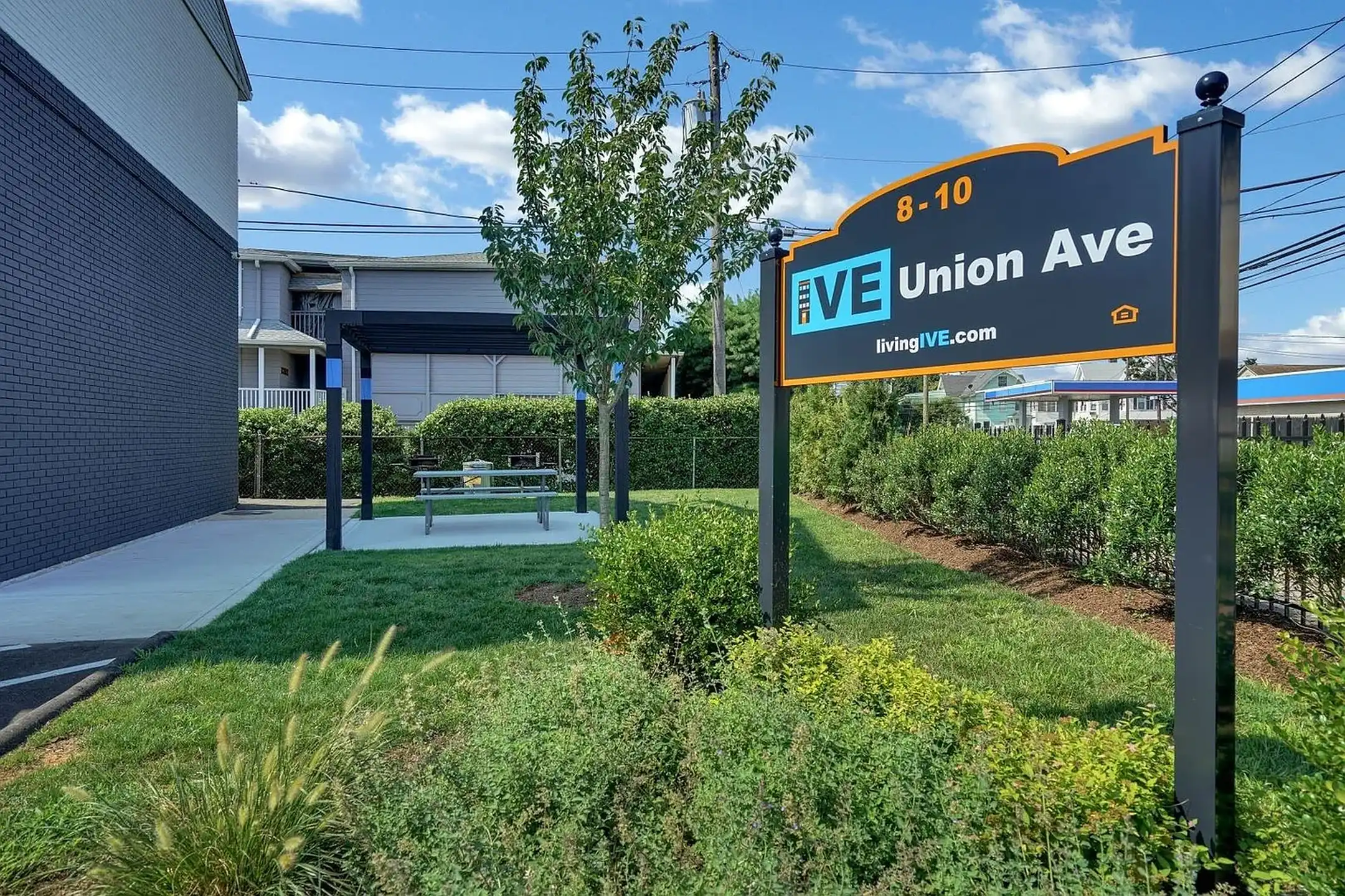 8 Union Ave LLC - Norwalk, CT 06851 | ApartmentGuide.com
