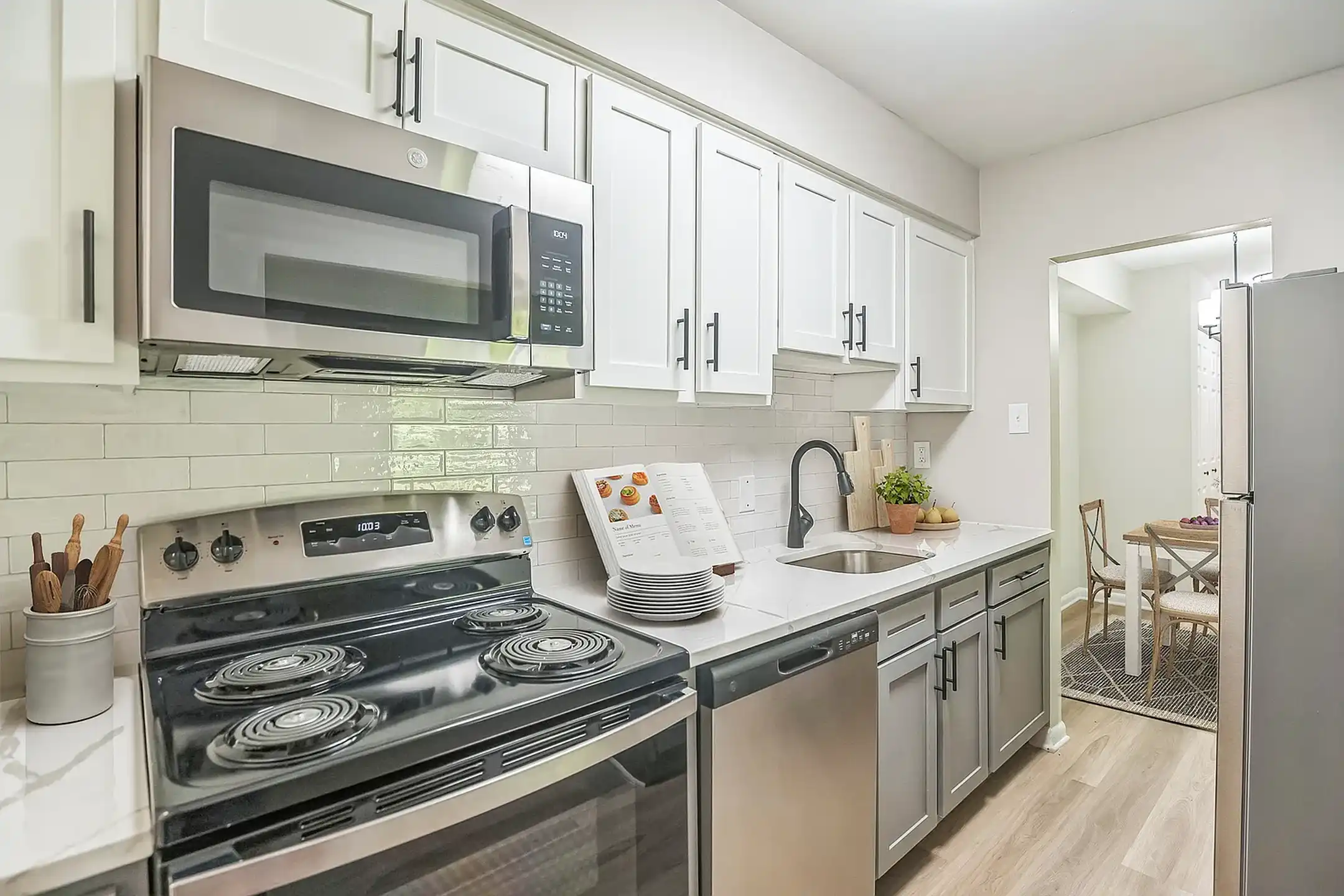 Ramblewood Village - Mount Laurel, NJ 08054 | ApartmentGuide.com