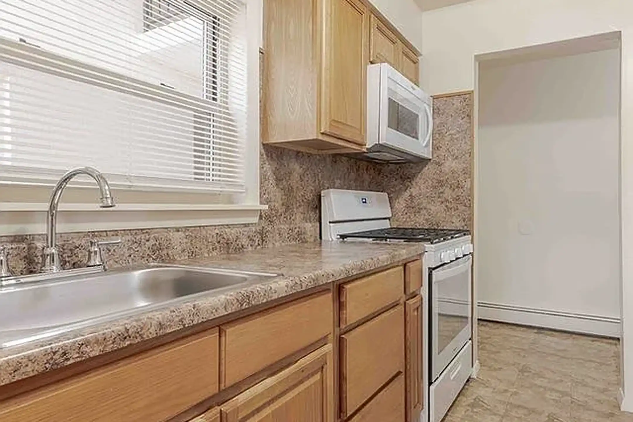 Terrace View Apartments - Toms River, NJ 08753 | ApartmentGuide.com