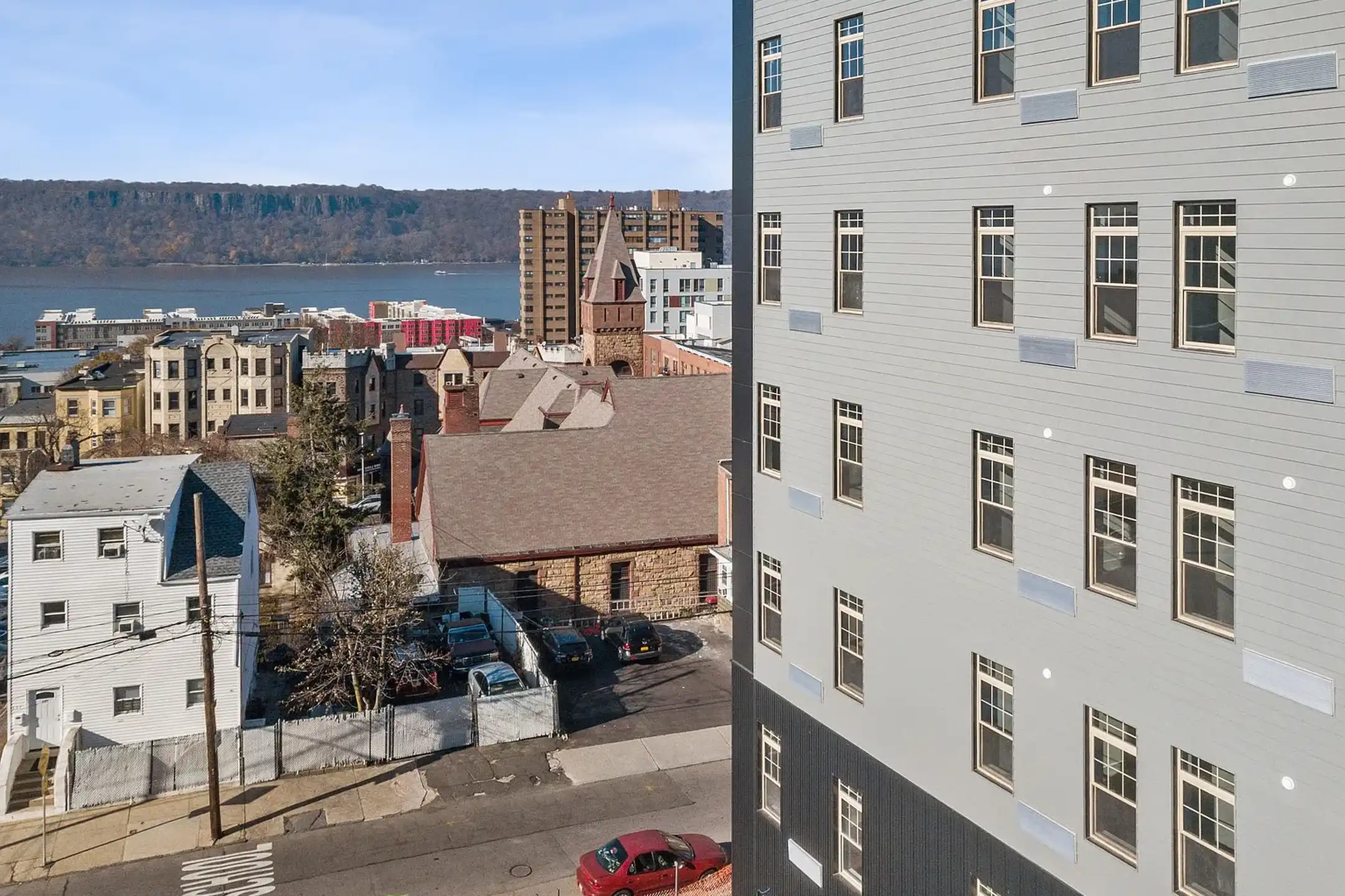 Hudson Blue - Yonkers, NY 10701 | ApartmentGuide.com