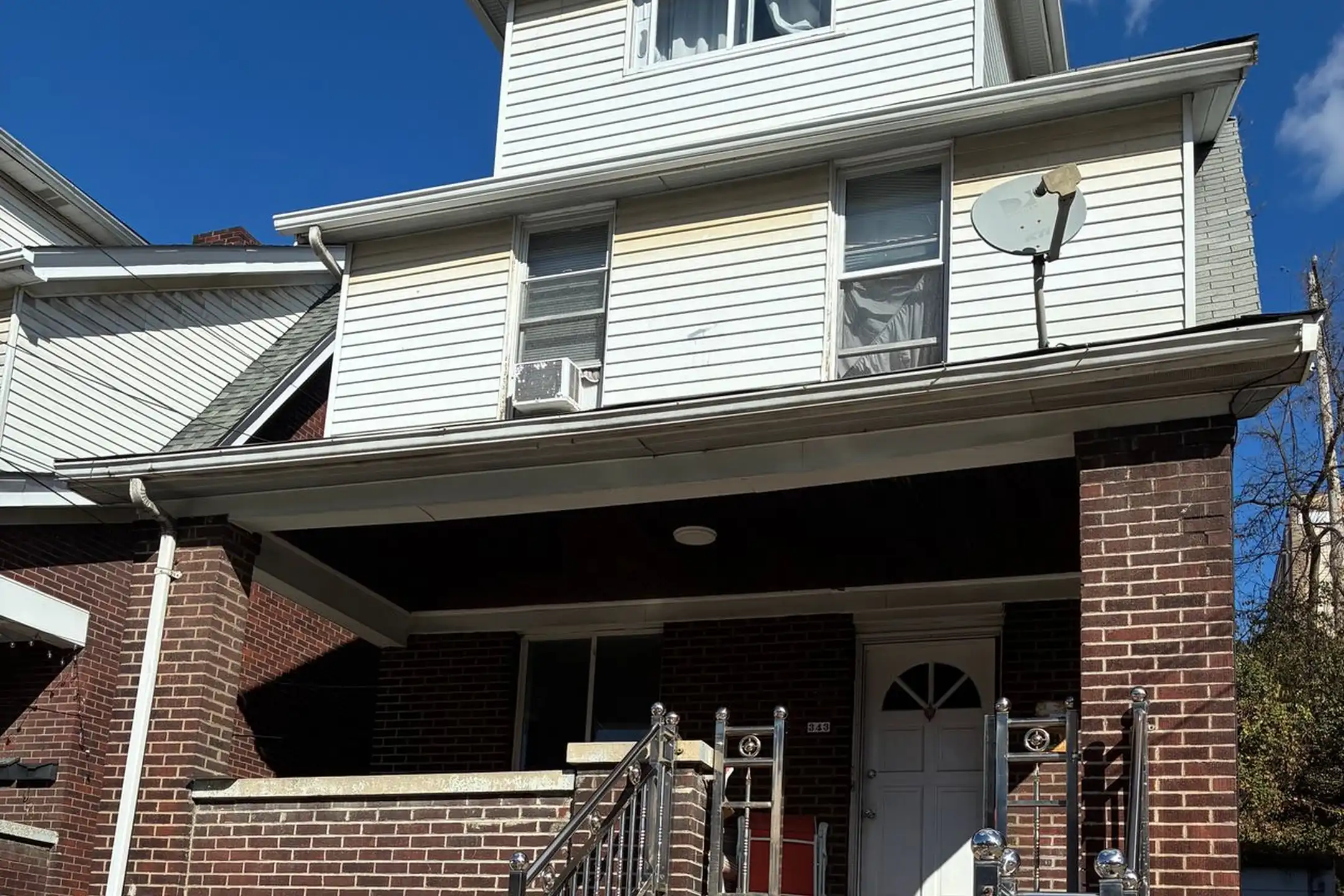 343 Coltart Ave - Pittsburgh, PA 15213 | ApartmentGuide.com