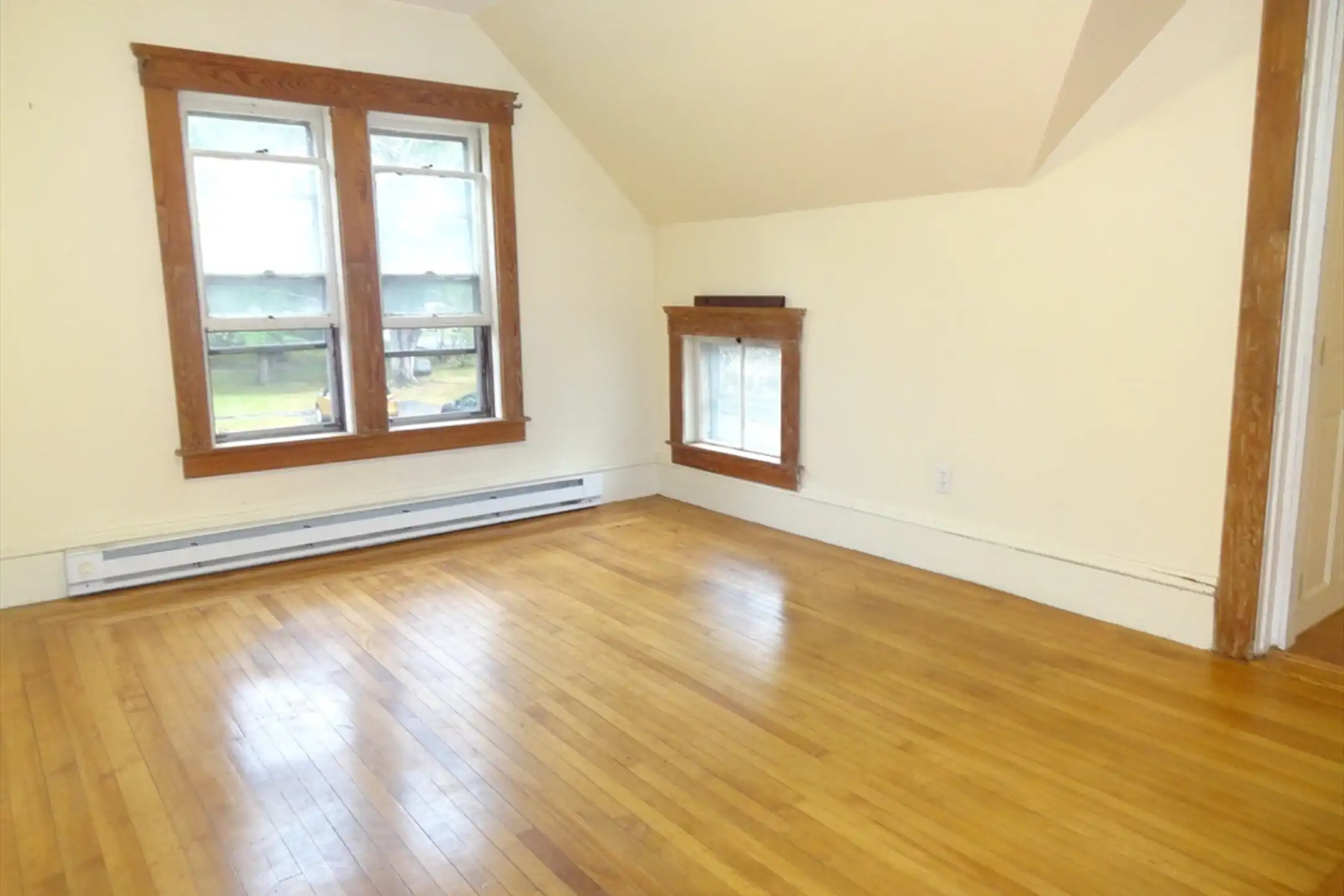 48 Maple St unit 2 - Holden, MA 01520 | ApartmentGuide.com