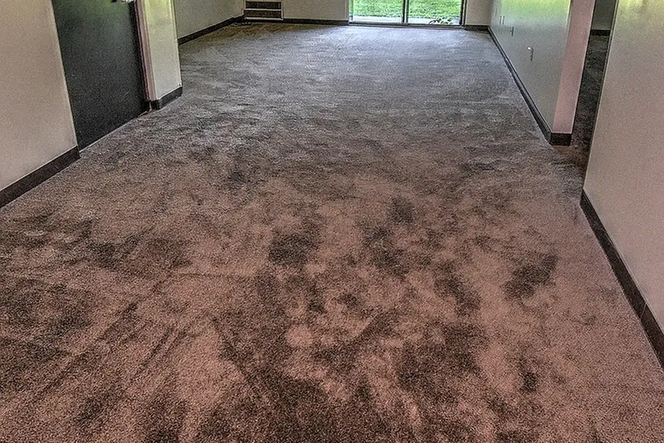 Highland Manor Apartments - East Pittsburgh, PA 15112 | ApartmentGuide.com